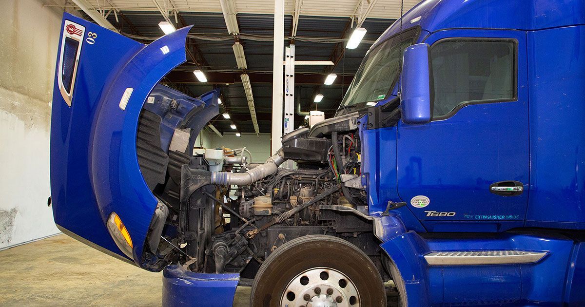 Diesel Mechanic Kansas City, MO | KC Fleet Care