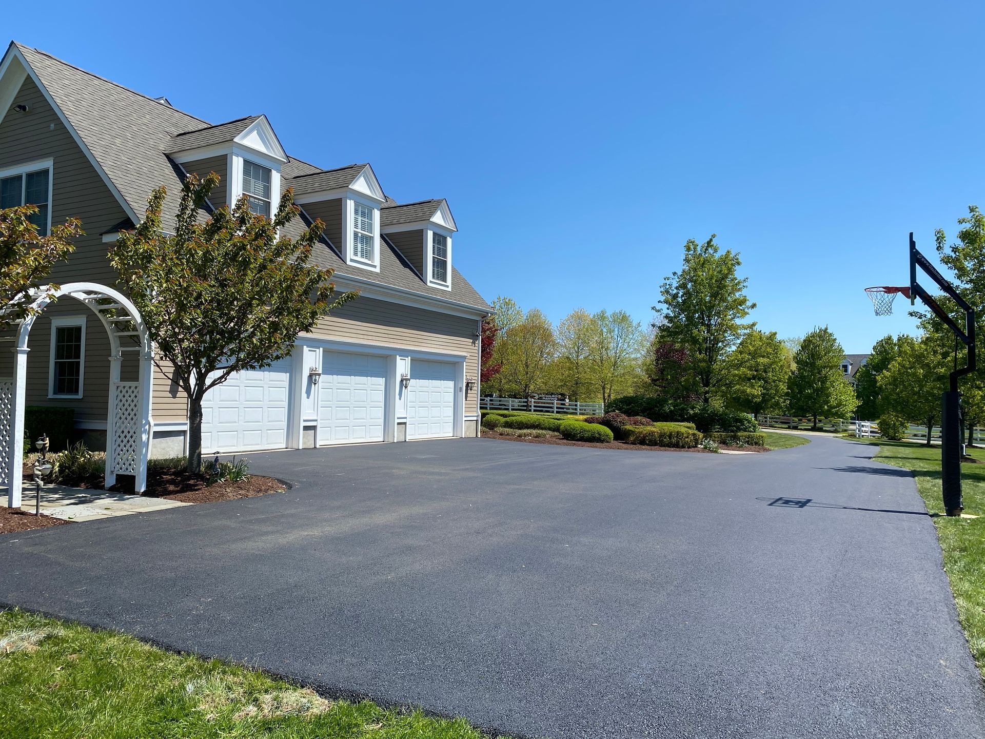 Paving Services | Richard's Paving & Sealcoating | NJ and PA