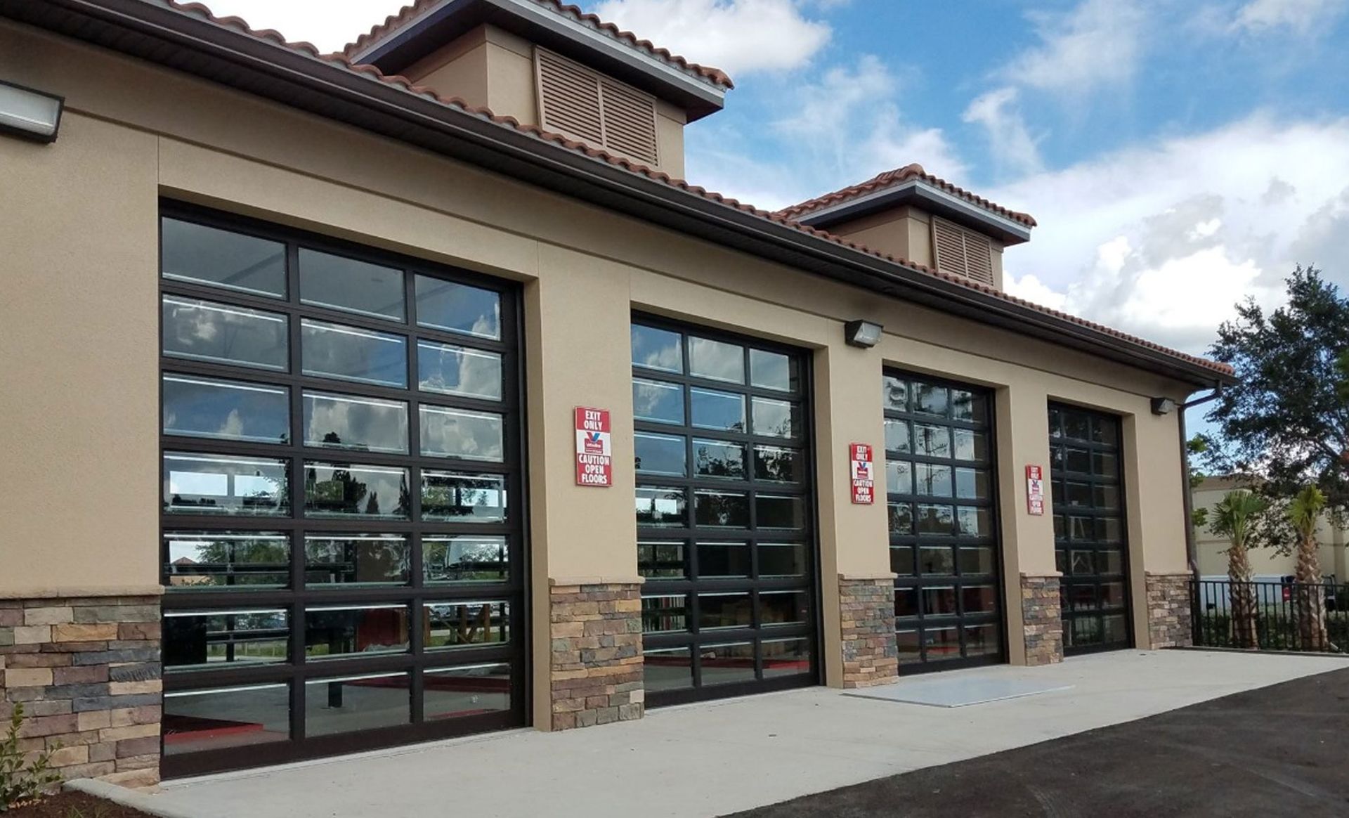 Garage Door Service Port Charlotte, FL