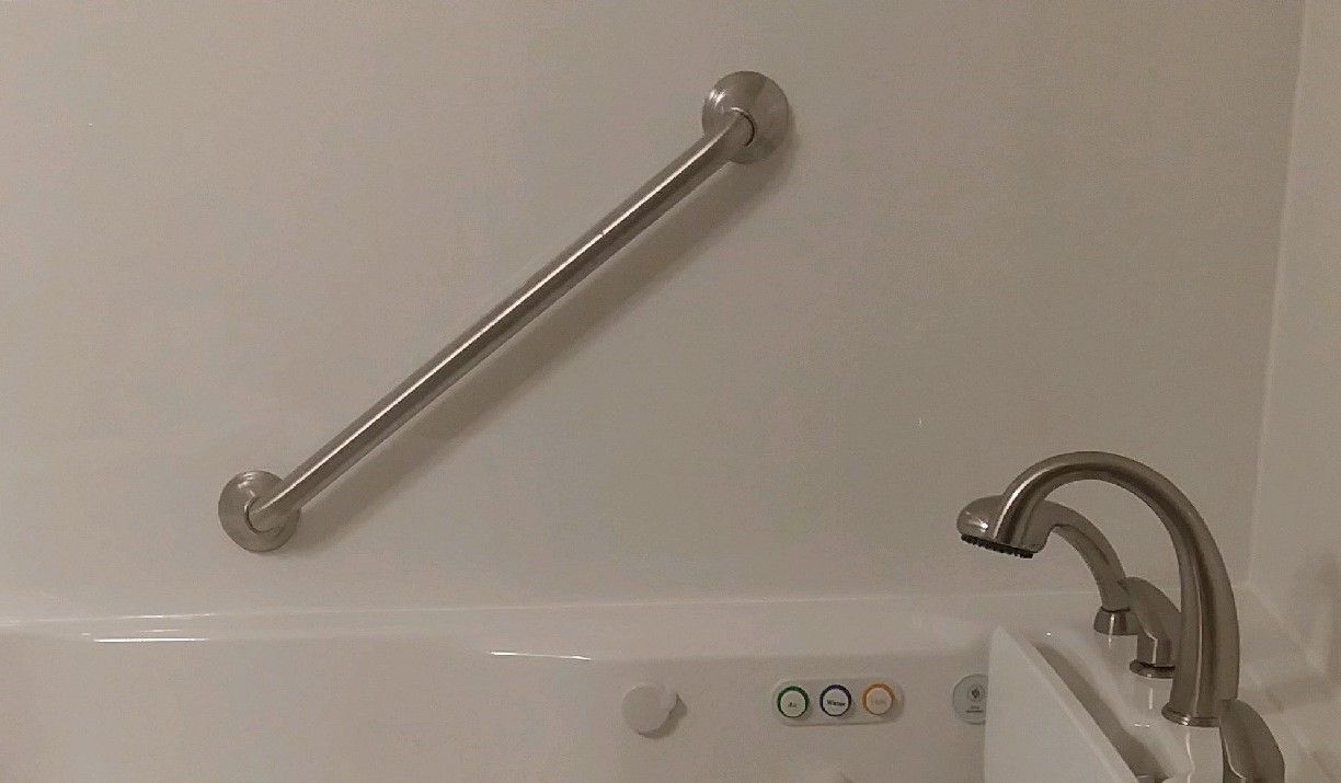 Walk-In Tubs Wall Surrounds | Boca Walk-In Tubs