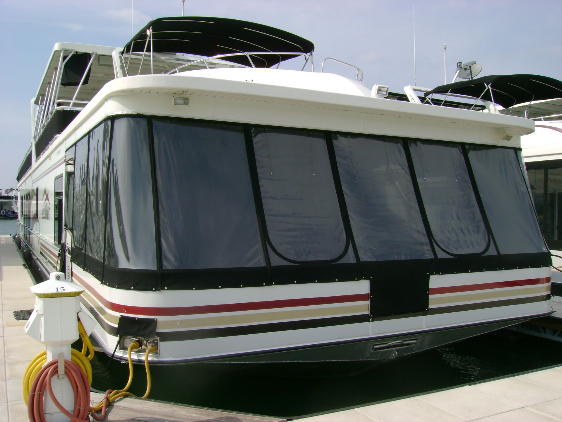 Houseboat Enclosures Buford, GA | Lakeside Marine Canvas