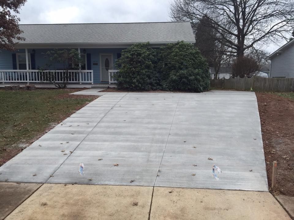 Driveways Gallery | American Custom Concrete