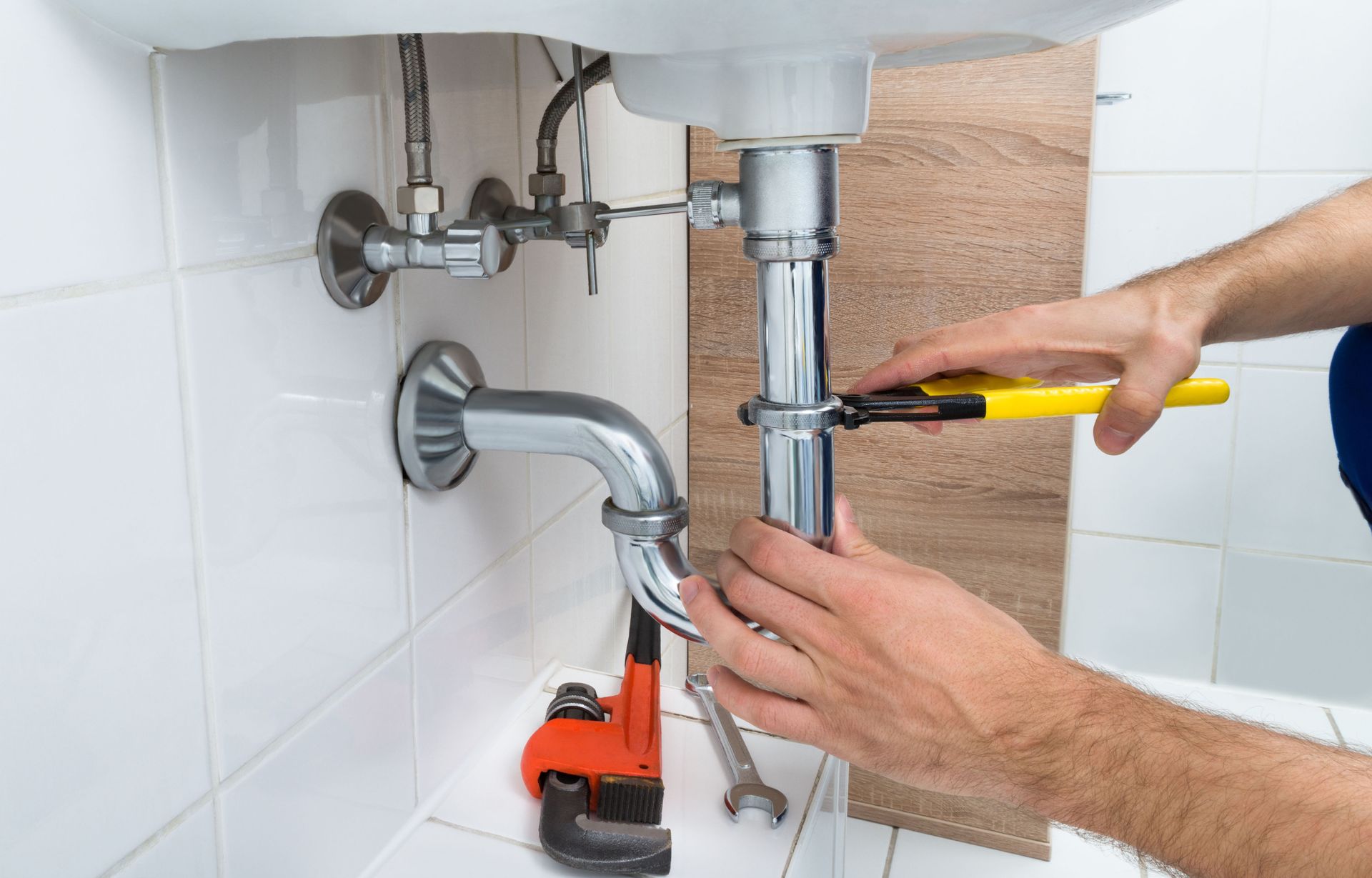Drain Cleaning Plumber Los Alamitos | Sara's Best Plumbing
