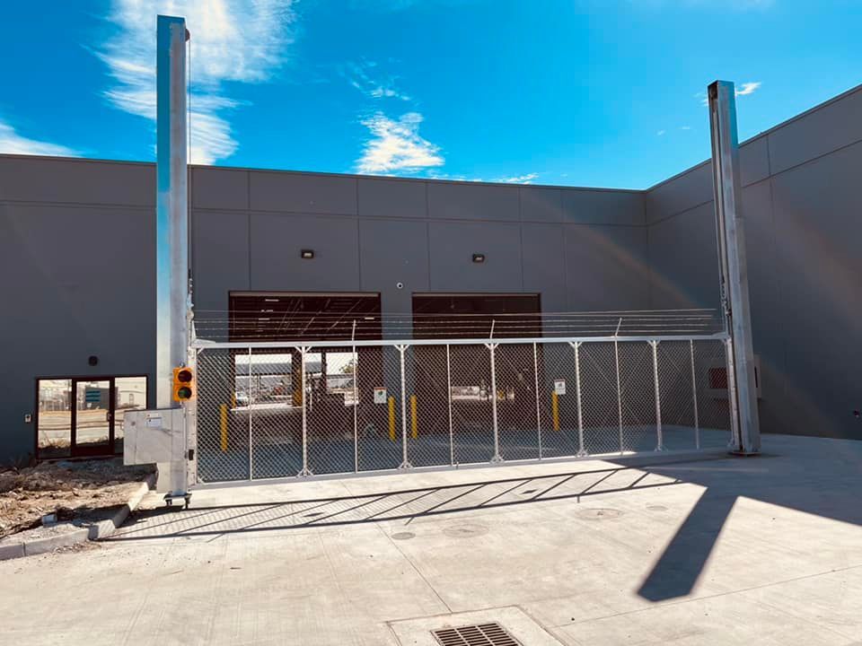 Vertical Lift Gates Baton Rouge LA | Covington LA