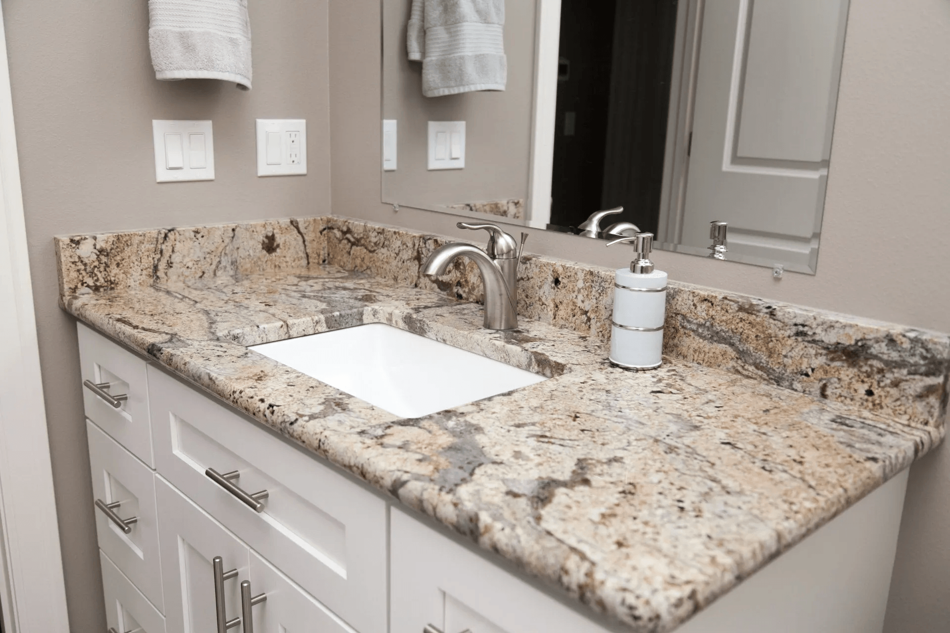 Natural Stone Countertops Dubuque County, IA