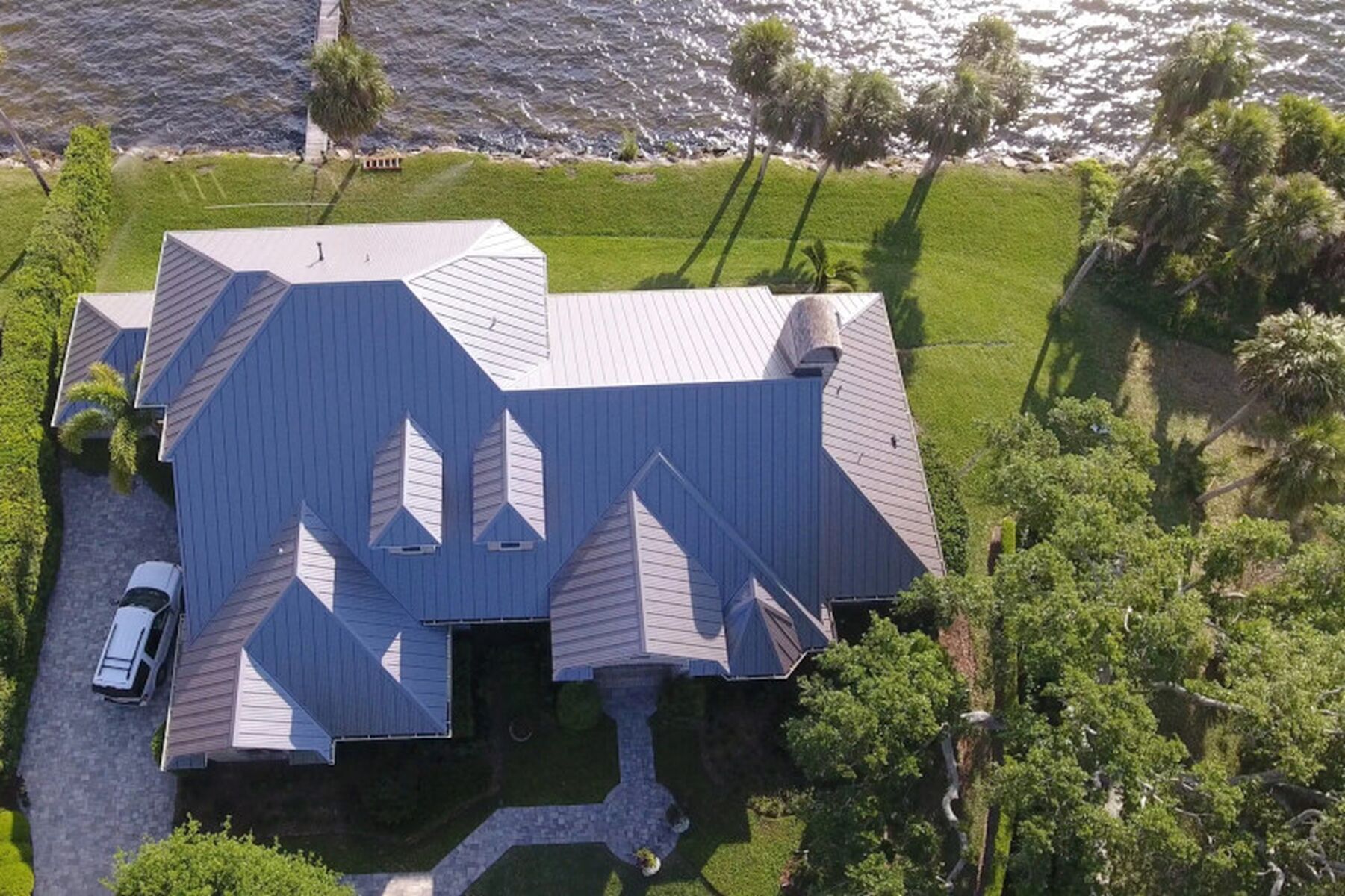 Florida Native Roofing Contractor, Inc. Standing Seam Gallery