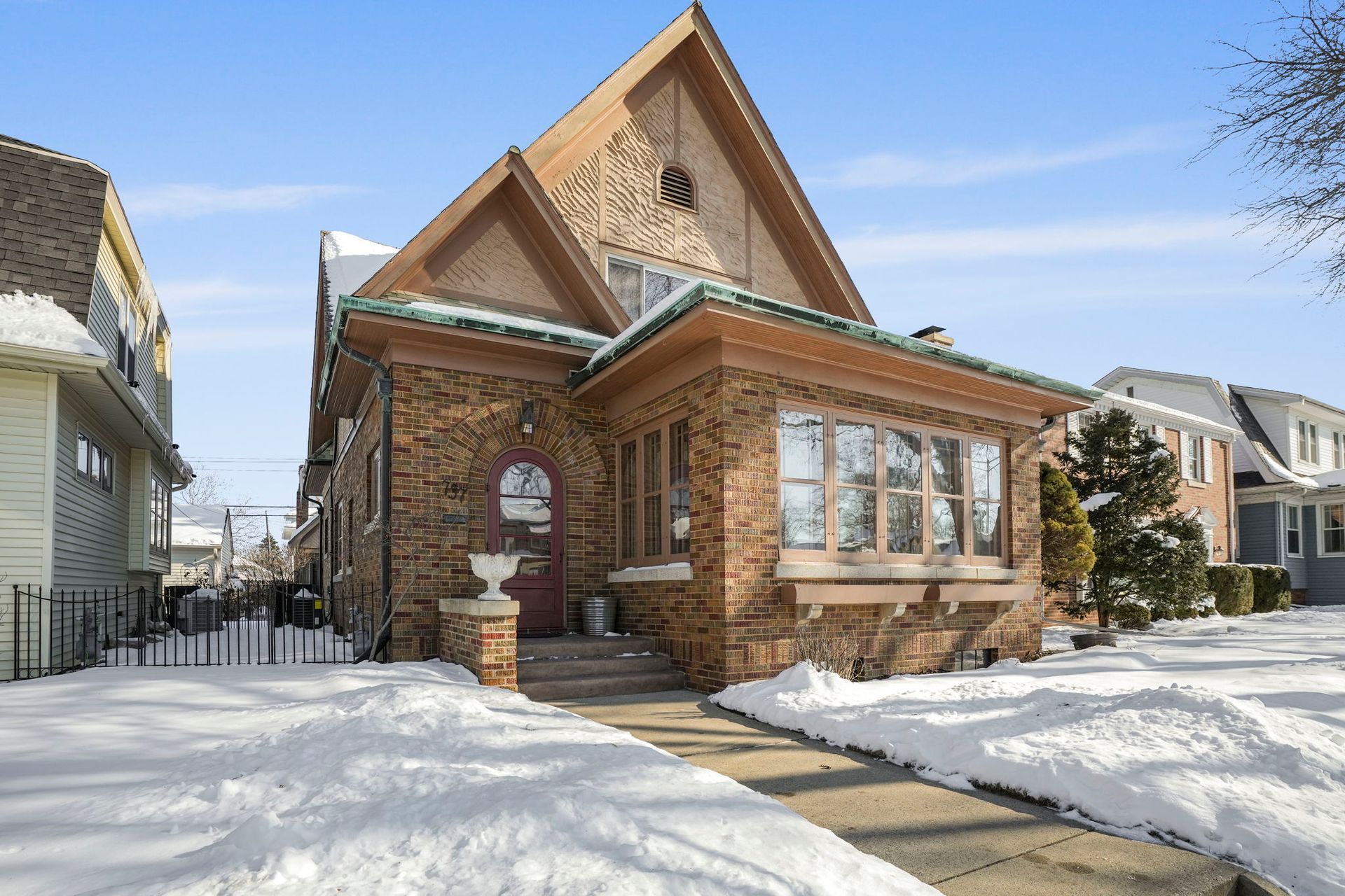 Tony Veranth Real Estate Team-Re/Max Newport Racine WI