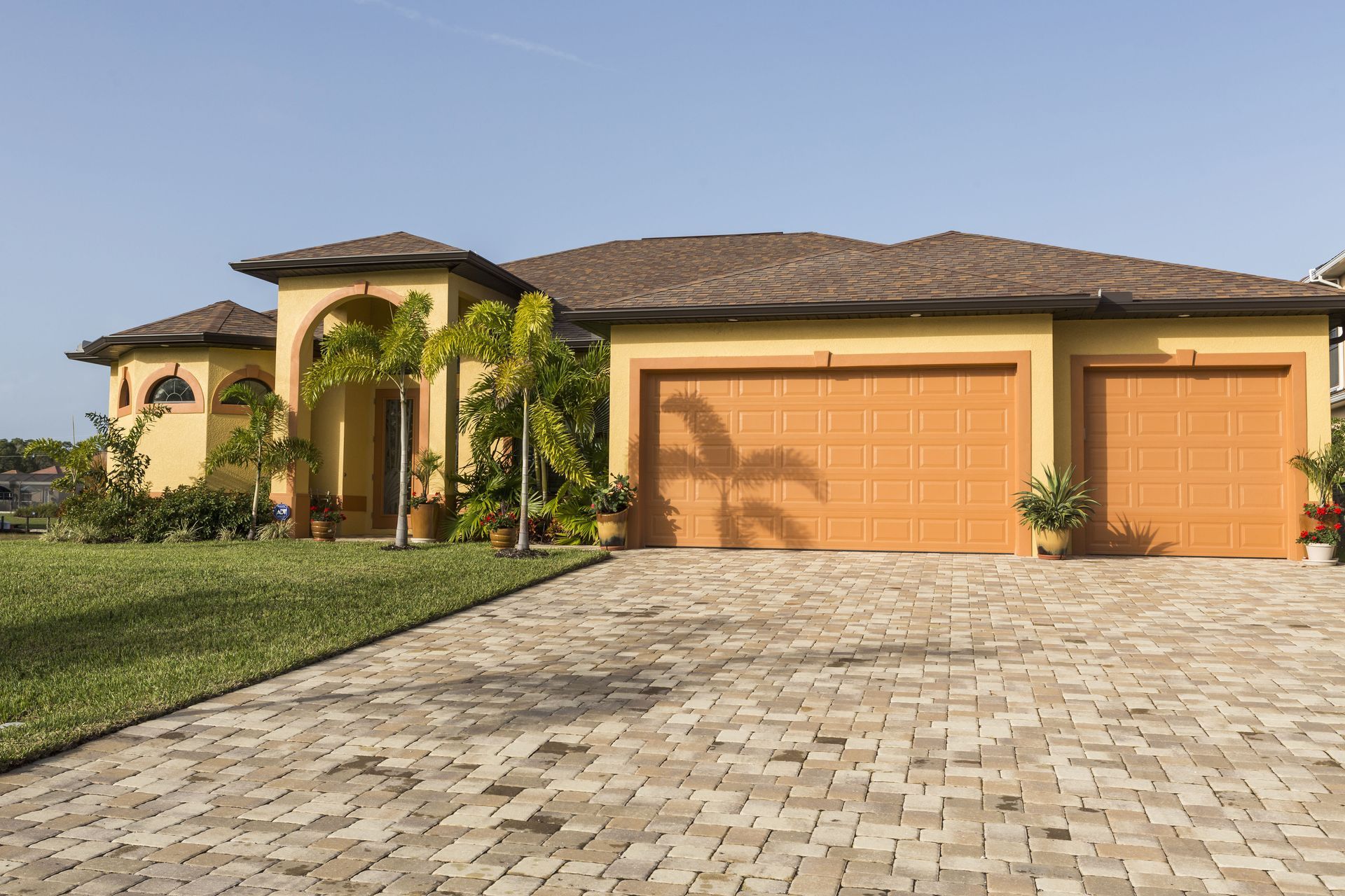 Landscape Pavers Ft Myers, FL | Creative Hardscapes