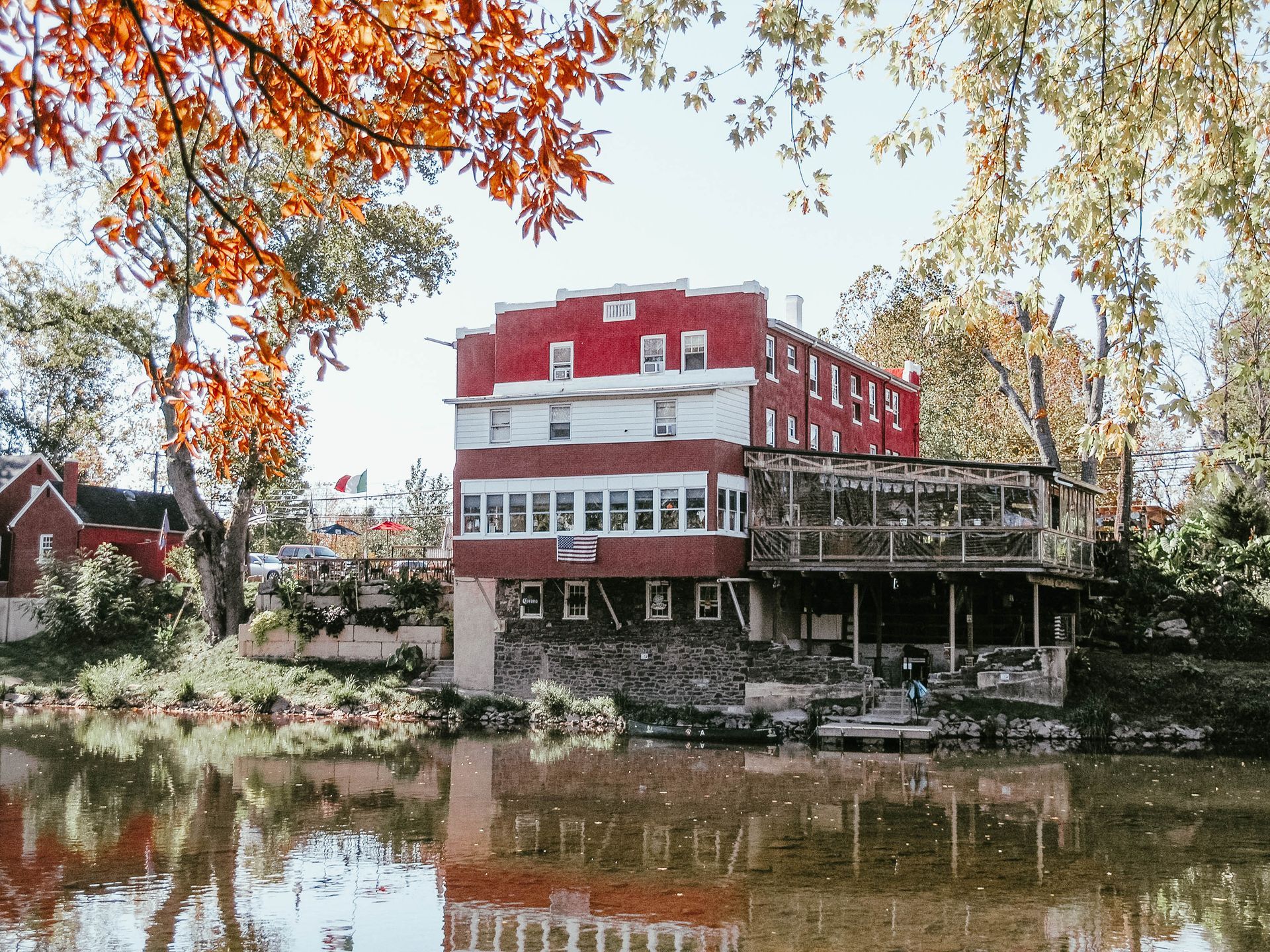 Restaurant | Duck Inn Taproom | Collegeville, PA