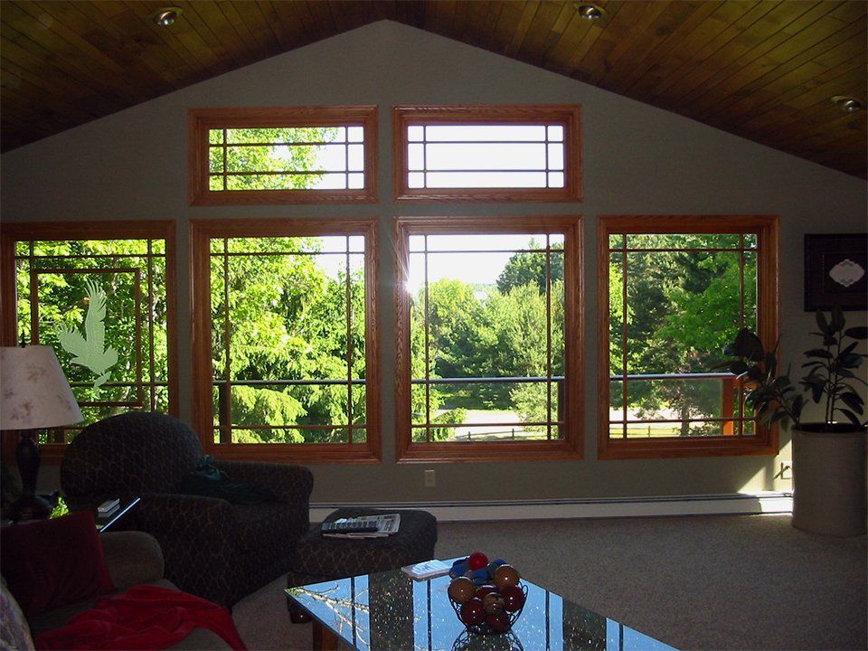 HT Glass & Mirror Center | Window & Door Services Minocqua | Shower Doors