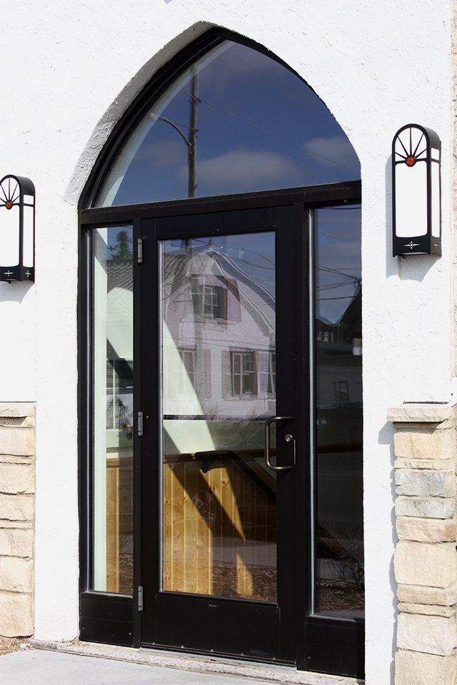 HT Glass & Mirror Center | Window & Door Services Minocqua | Shower Doors