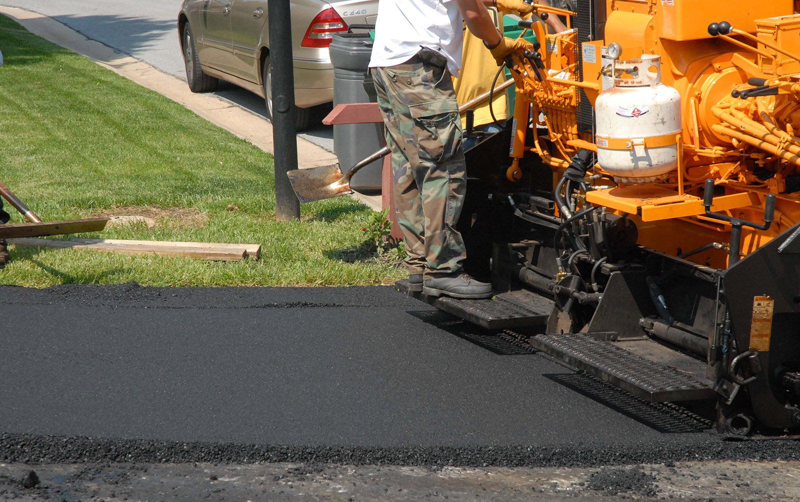 Asphalt Paving & Maintenance & Seal Coating | Wescosville PA