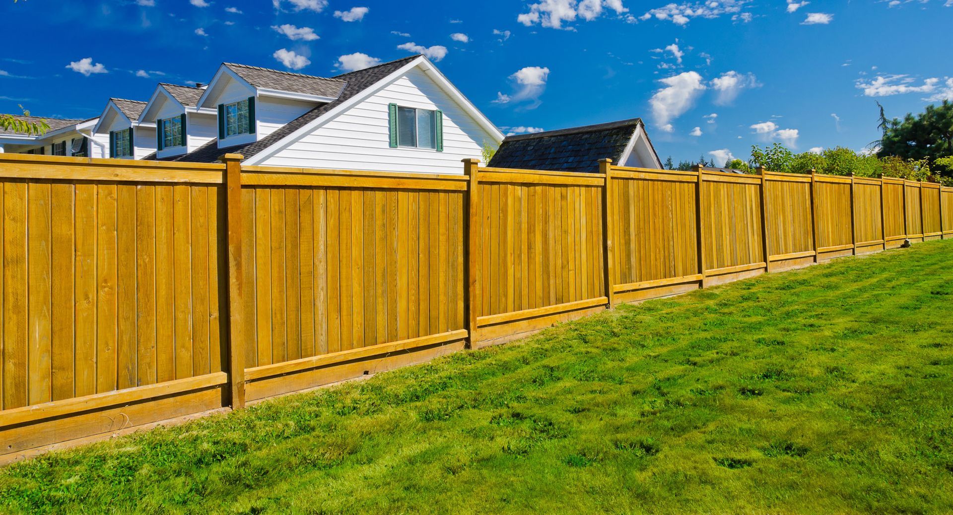 Commercial Fence Companies Calhoun, GA | Henderson Fence