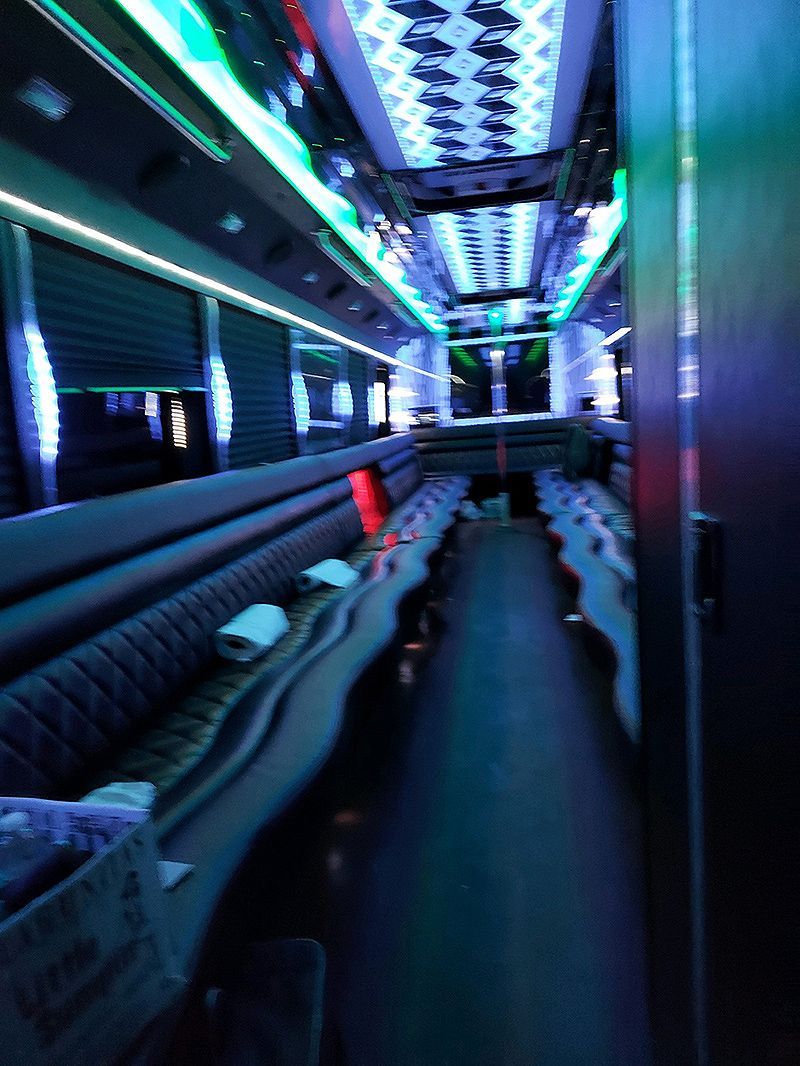 Our Fleets Gallery | Carriage Limousine Service Inc.