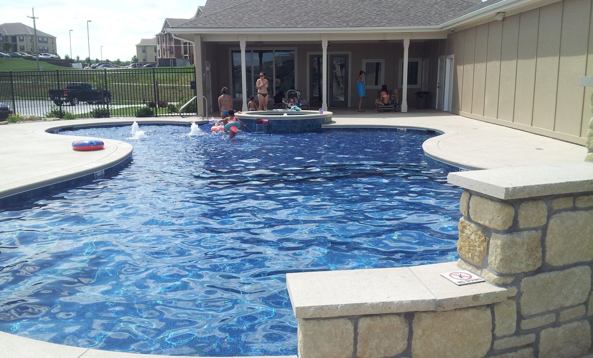 Midwest Custom Pools Photo Gallery | Lawrence, KS