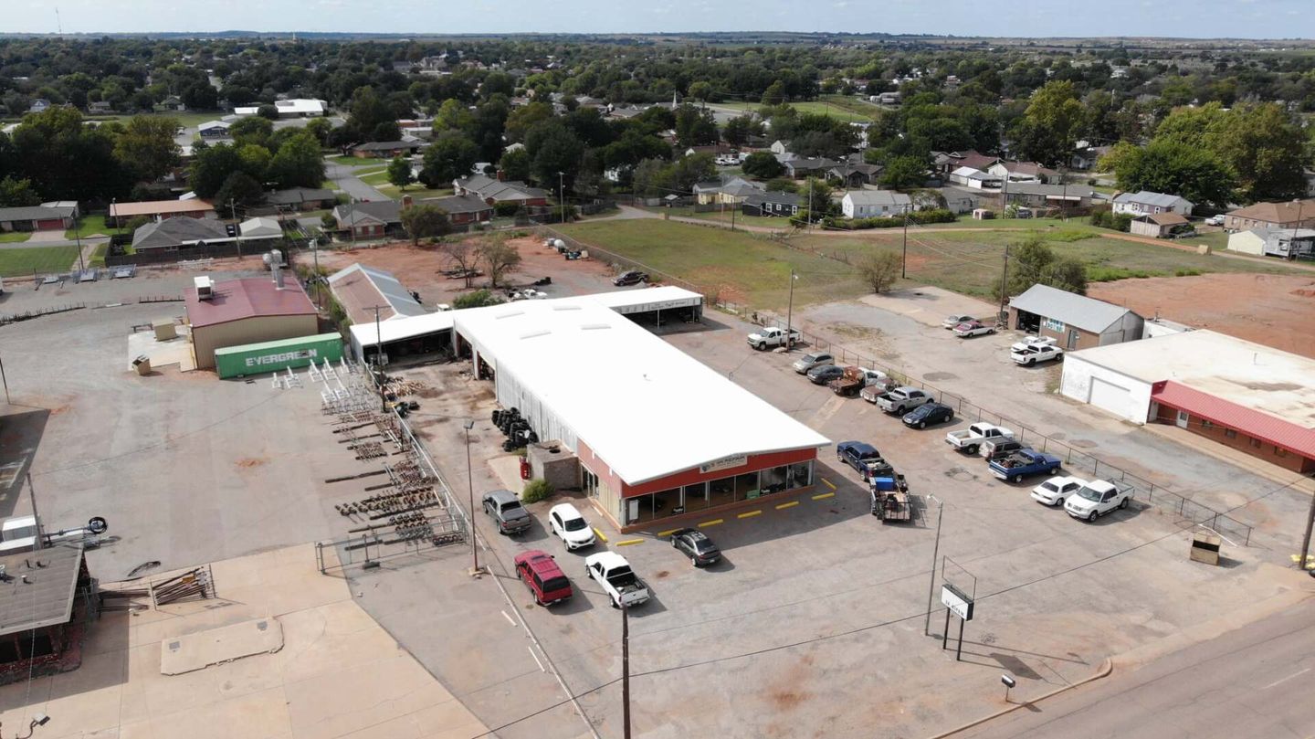 Tier 1 Contracting | Roofer | Mustang, OK