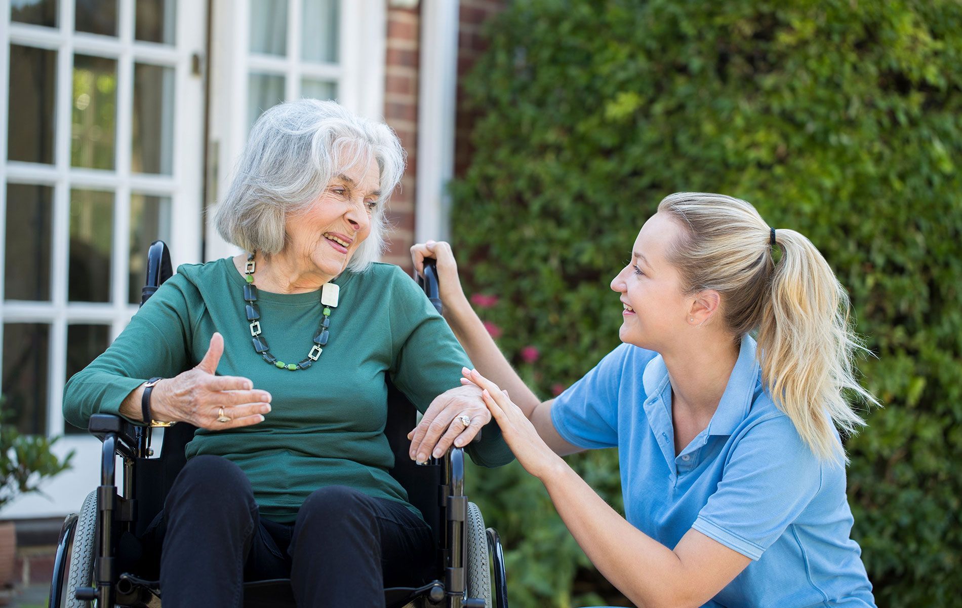 Home Health Care | Helping Hands In-Home Care | AZ