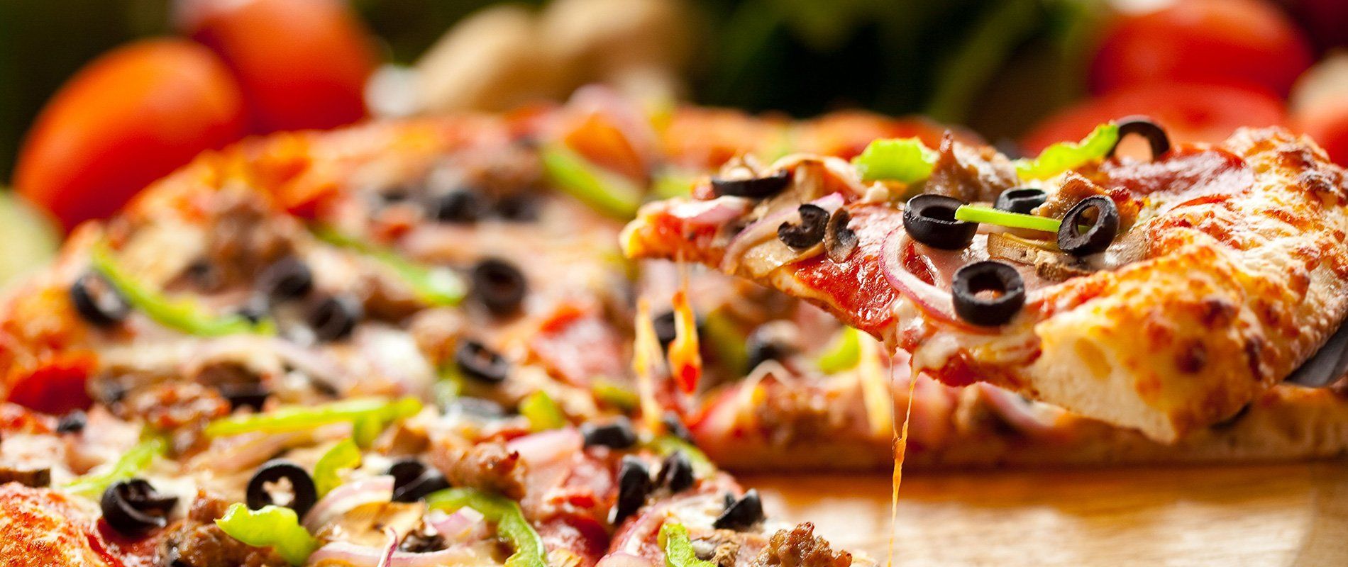 Pizza and Sandwiches | Charlie's Grub & Suds | Homer, IL