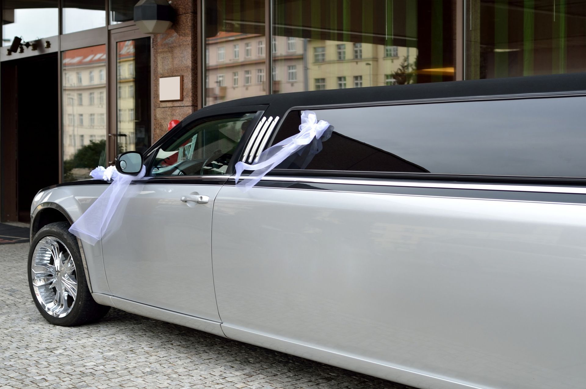 Limo Service Near Me Yorktown Heights, NY | GK Limousine