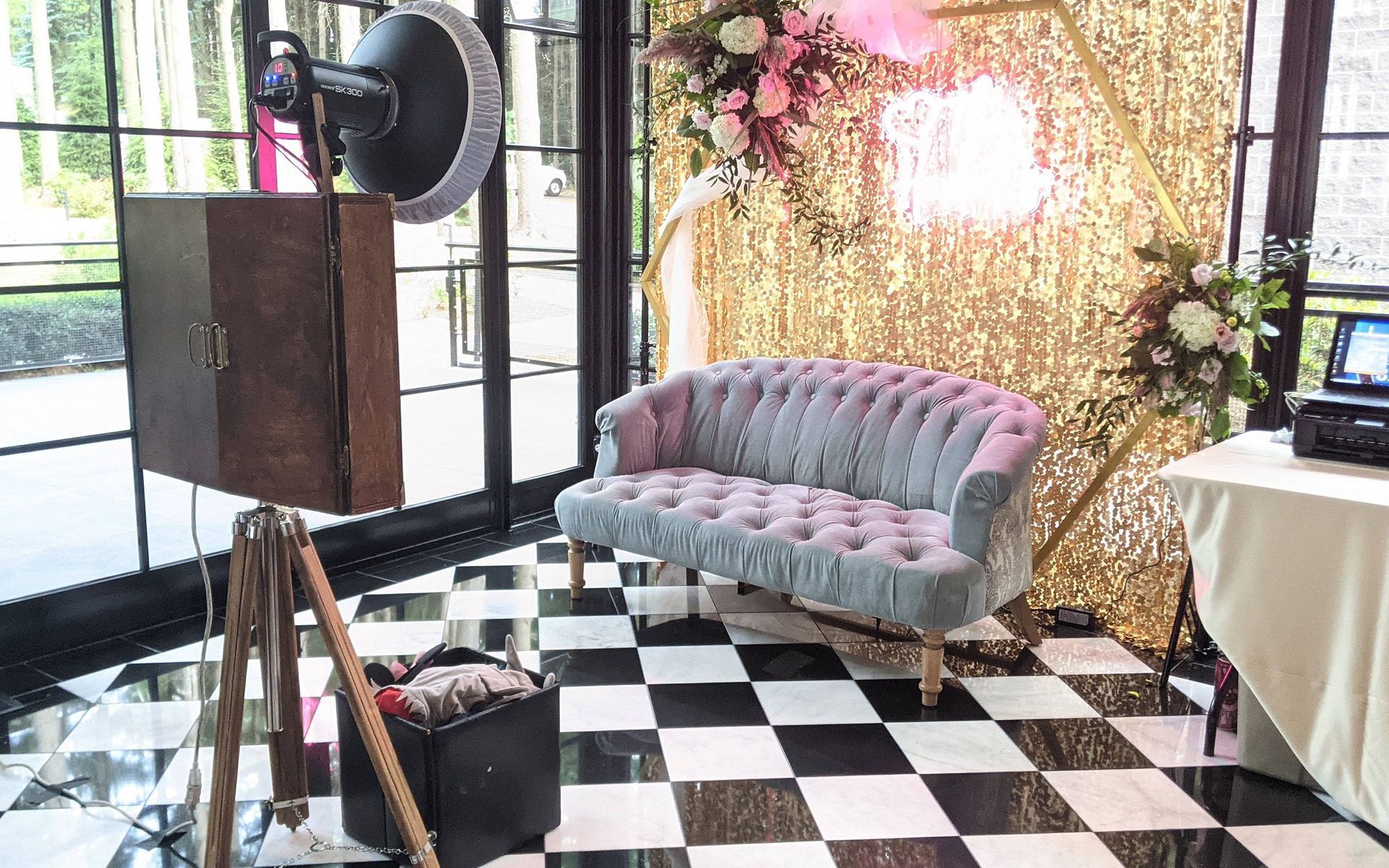 Photo Booth Rentals | ShutterBooth Detroit | Detroit, MI