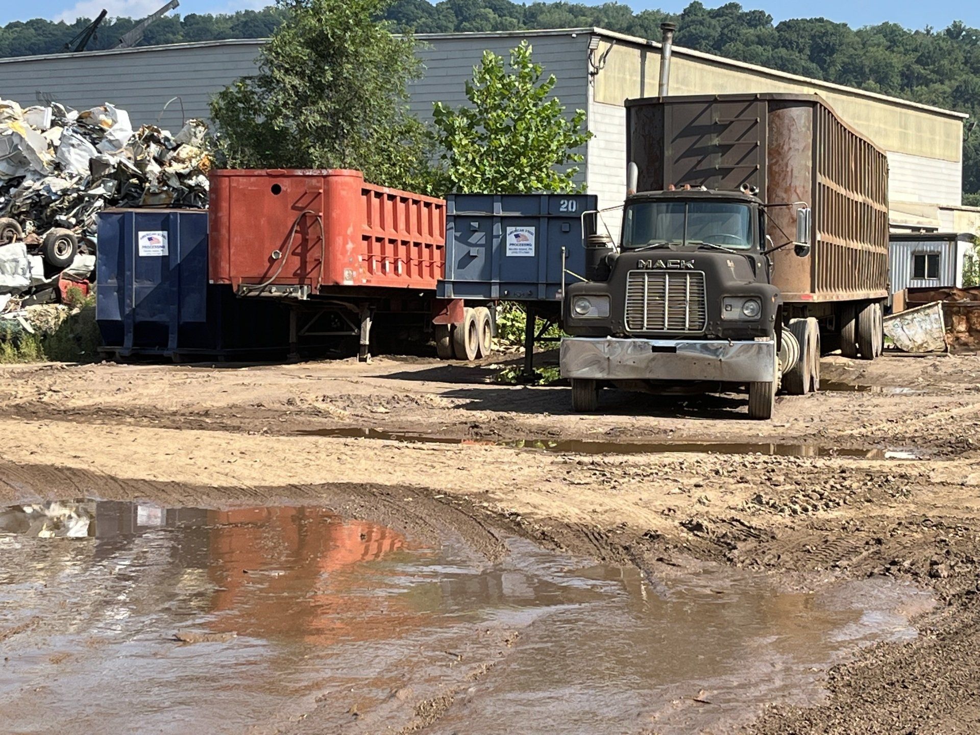 Scrap Hauling with many trucking options