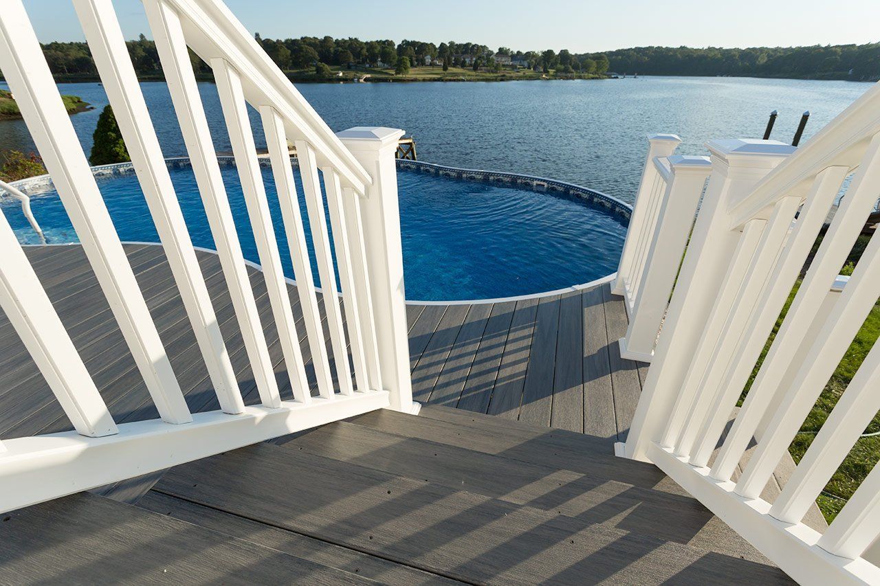 Boat Decking & Railings Fort Myers | Vinyl, Glass, Metal & Wood Boat ...