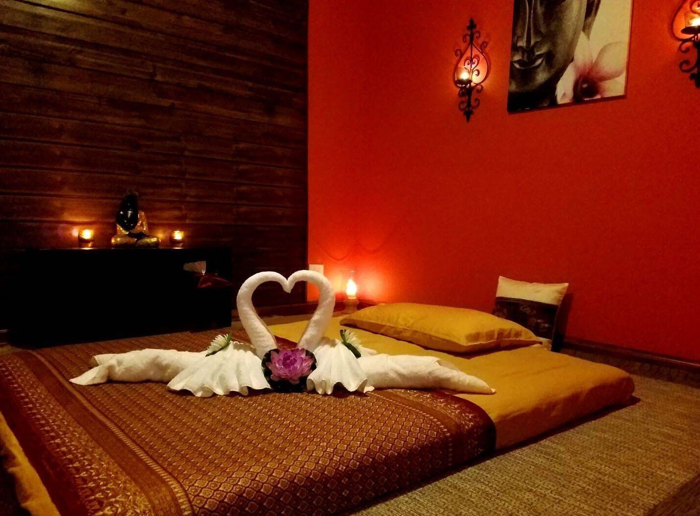 Thai Bodywork Chicago, IL | Lang Ocean Spa Thai Bodywork