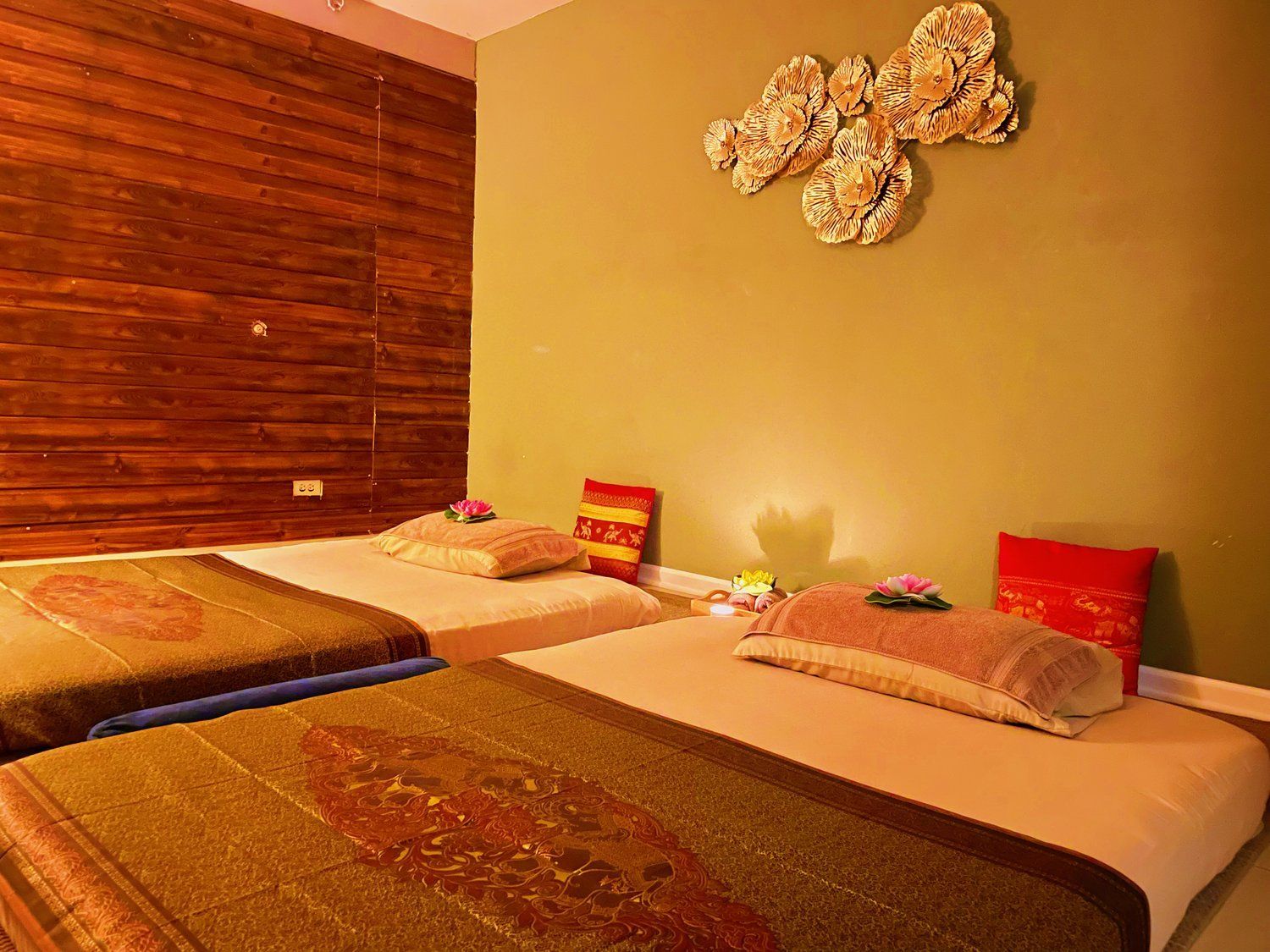Thai Bodywork Chicago, IL | Lang Ocean Spa Thai Bodywork