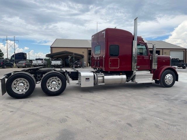 Gallery | Big Rig Truck Accessories