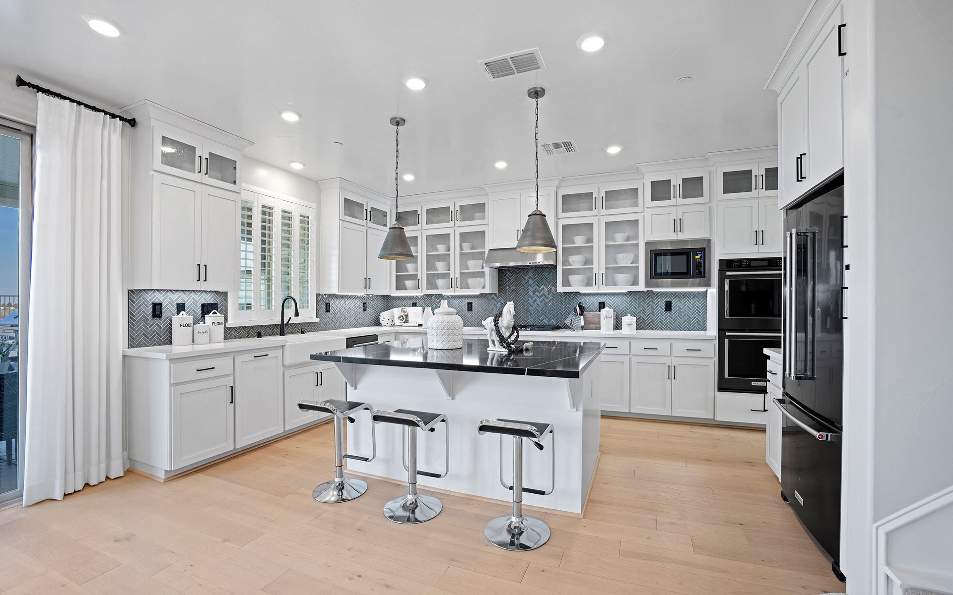 Project Gallery | D & D Cabinets Savage Design, INC
