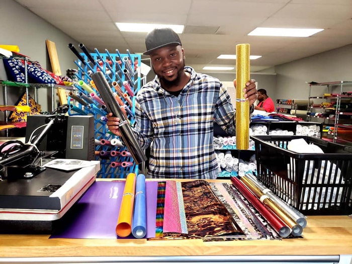 About Vinyl Plus Depot | Southaven, MS T-Shirt Printing