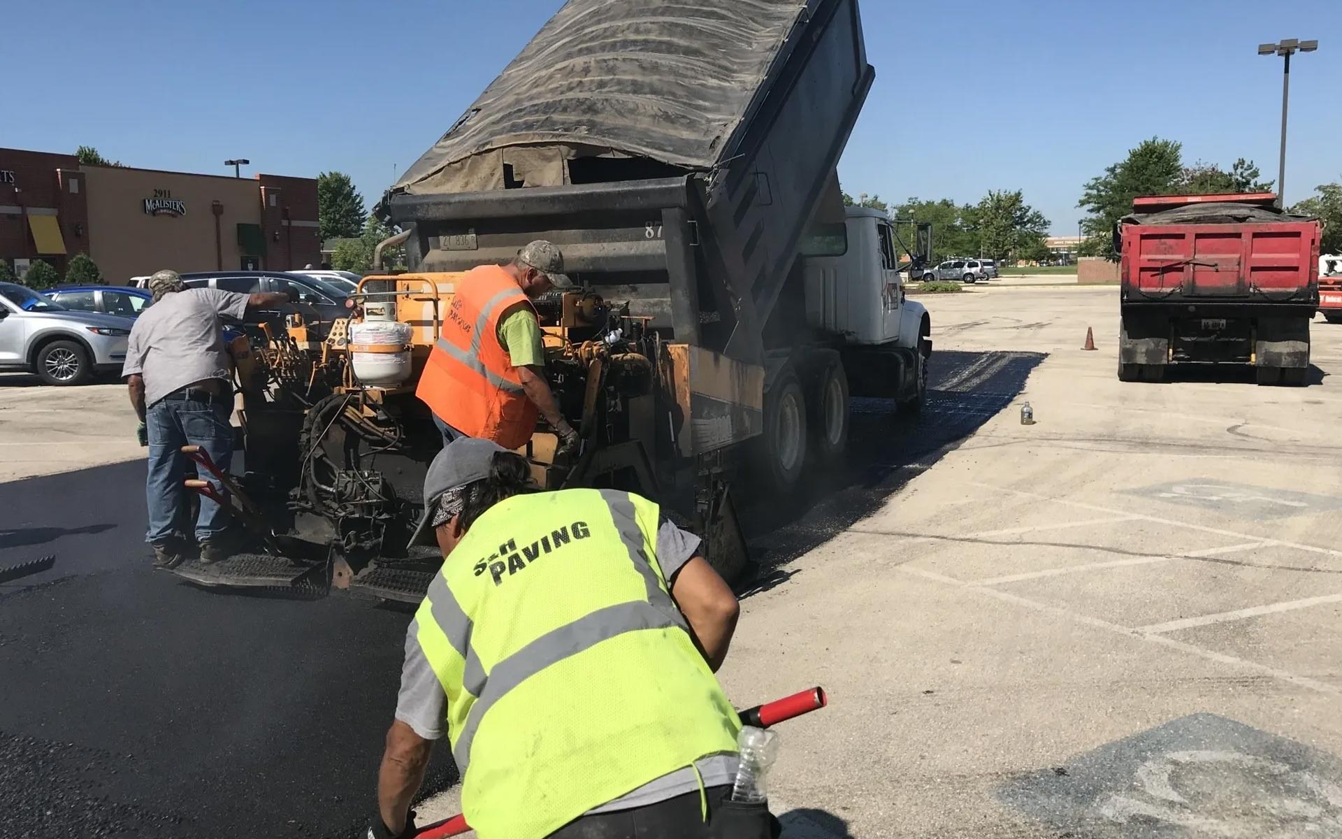 Residential Paving | Asphalt Removal | Elgin, IL