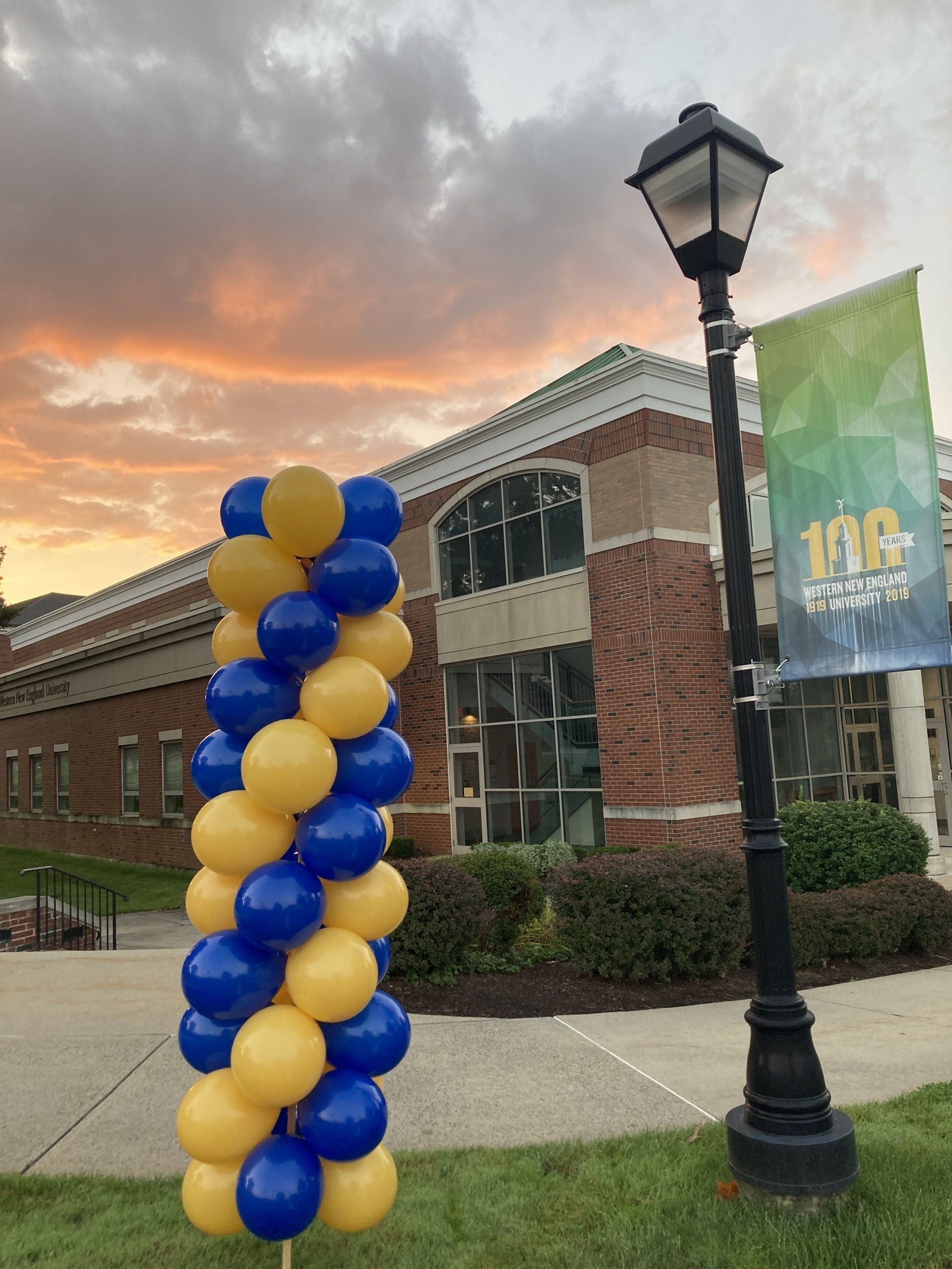 Balloon Decoration Services | Imprinted Balloons Springfield