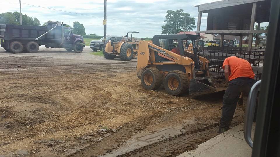 B & H Blacktopping Photo Gallery | Edwards, IL