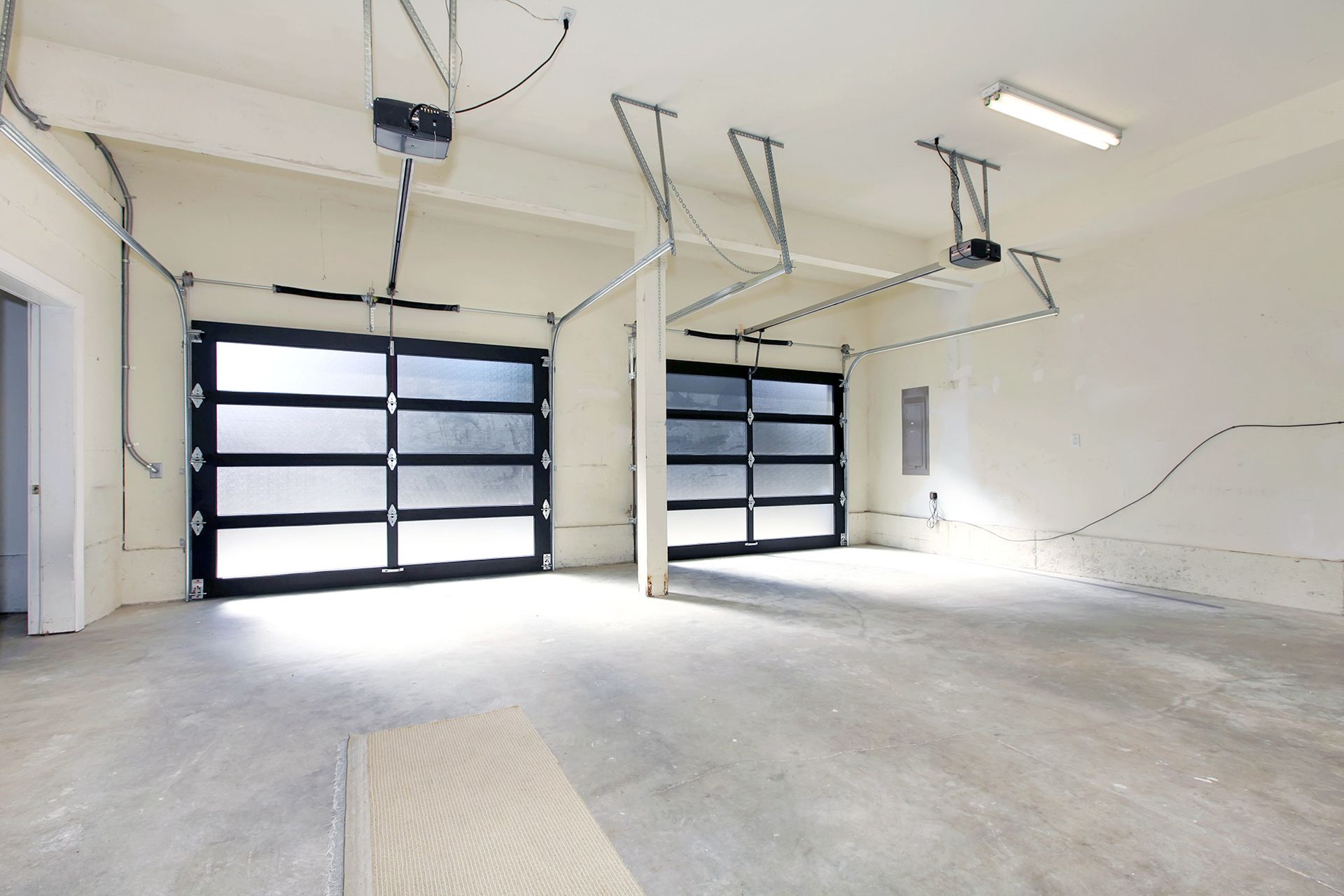 Commercial Garage Door Services | San Antonio, TX Commercial Garage Door Services | San Antonio, TX