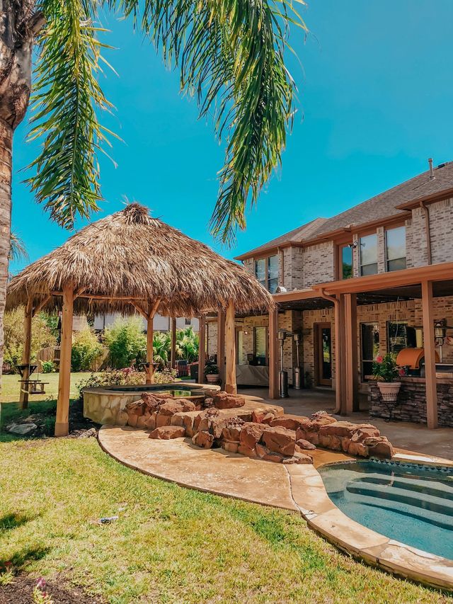 Patio Palapas