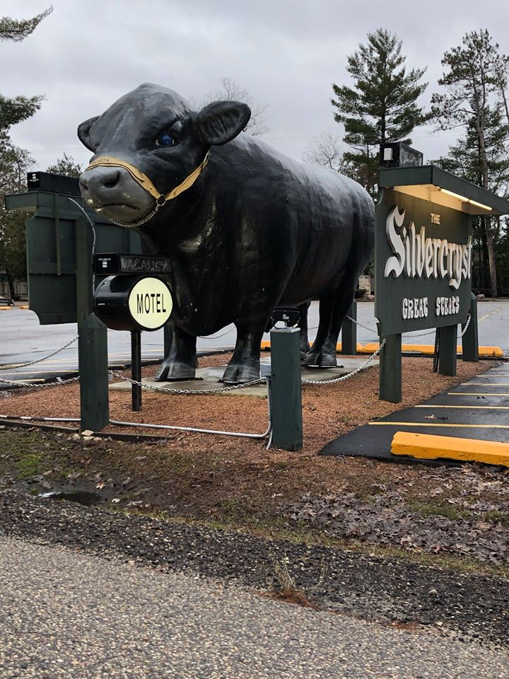 Silvercryst Resort & Motel | Lakeview Resort | Wautoma, WI