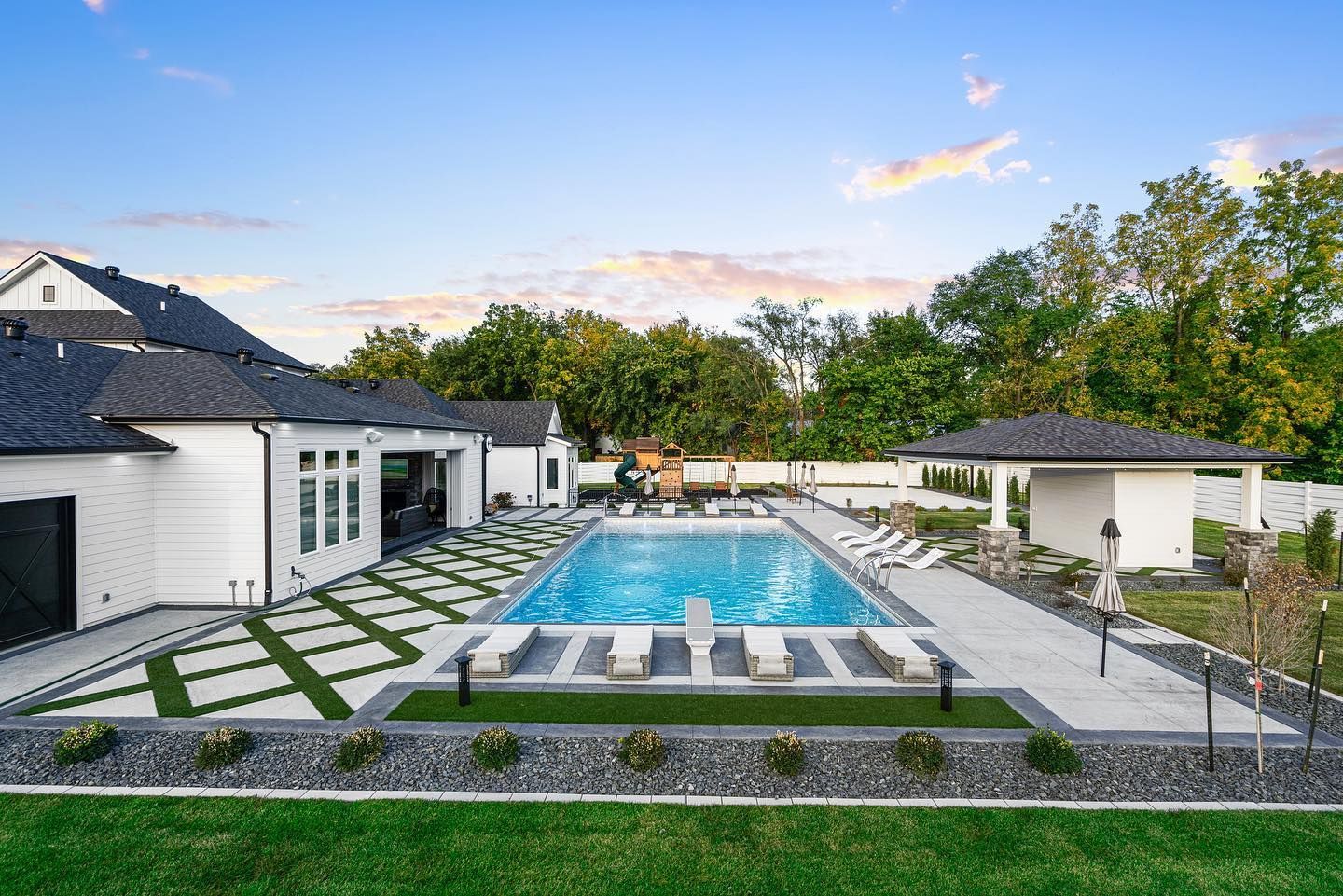 Stone Cross Lawn & Landscape & Concrete Collaborative Urbandale