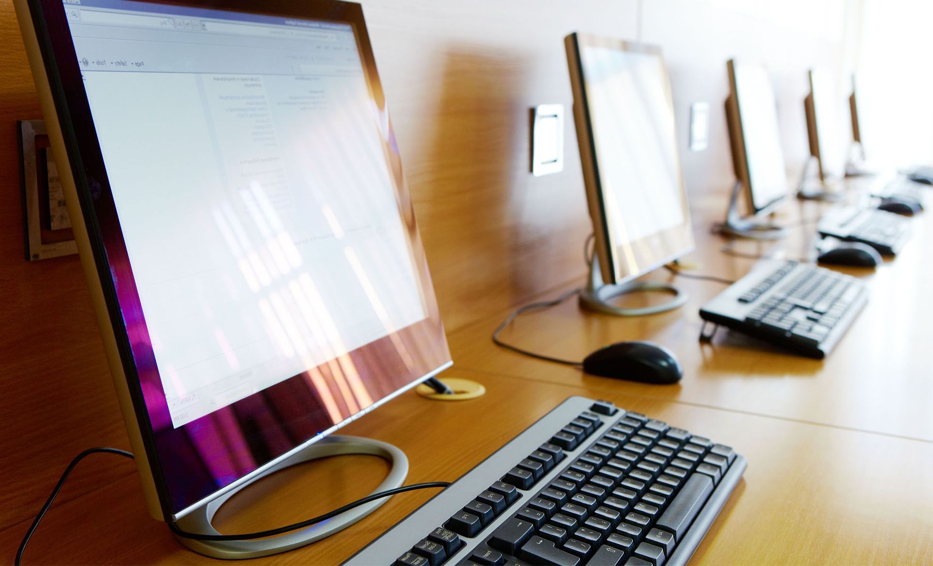 About | White Lightning Computers | Delaware County, PA