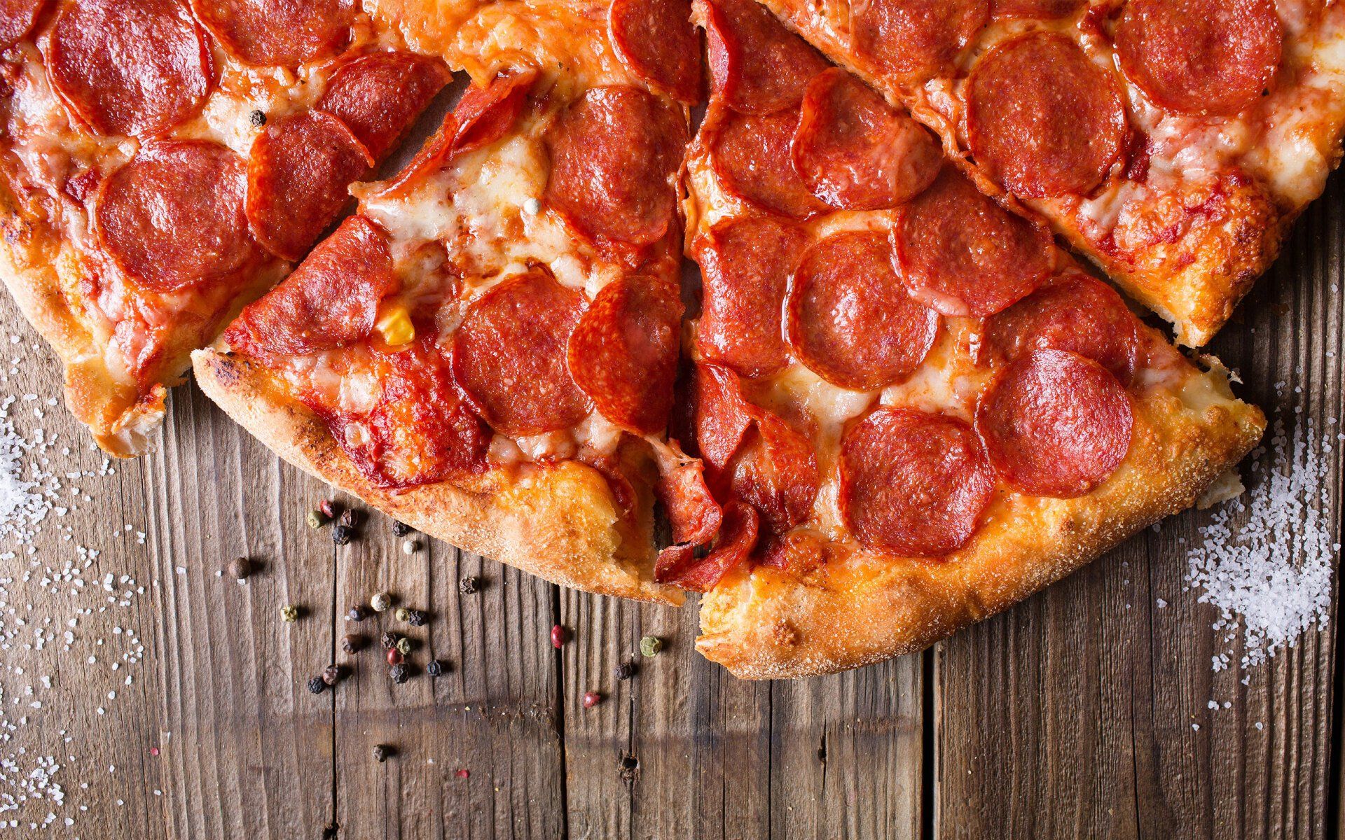 Lunch and Dinner Menu | Specialty Pizza | Cedar Rapids, IA