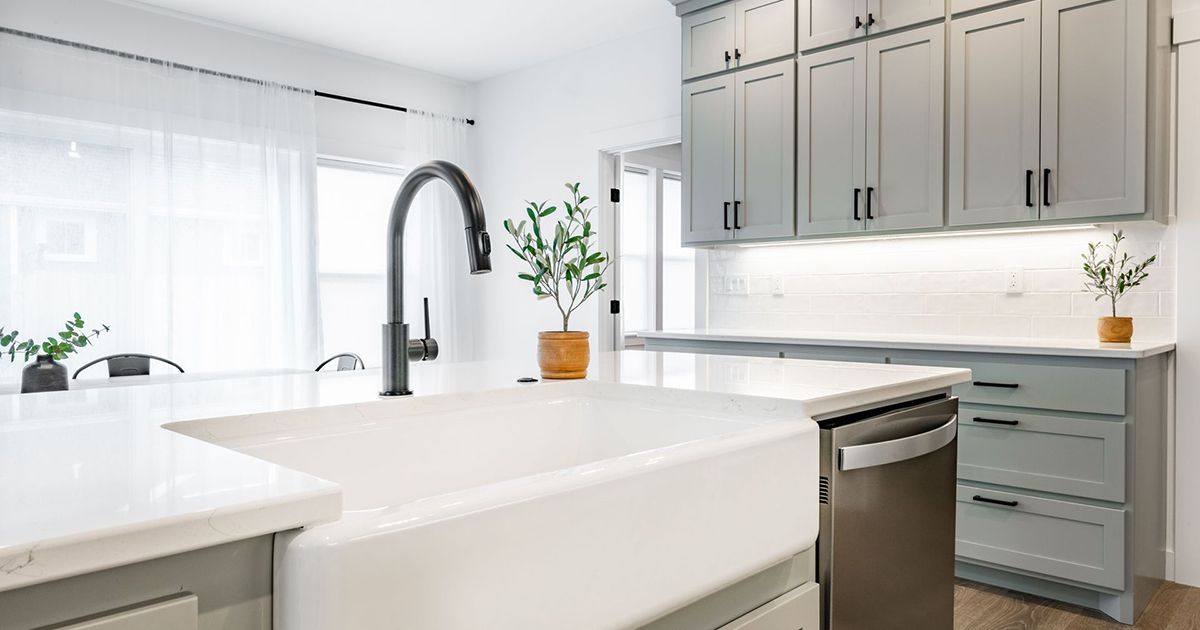 Quartz Bathroom Countertops | Ham Lake, MN