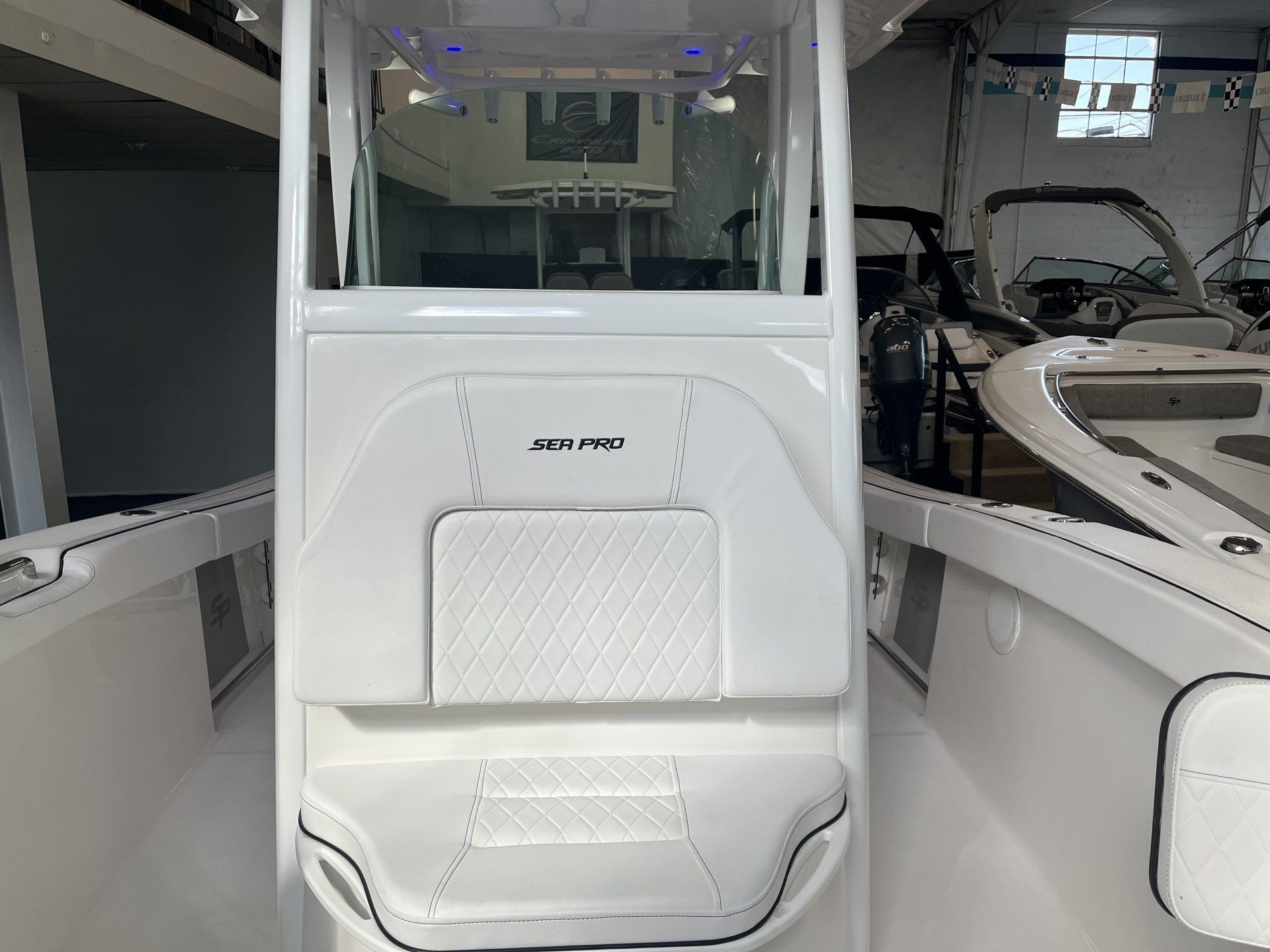 New Boat Dealer | Lindenhurst, NY