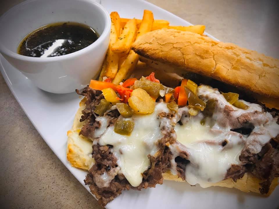 Bar & Grill | Royal Pub and Grill | Freeport, IL