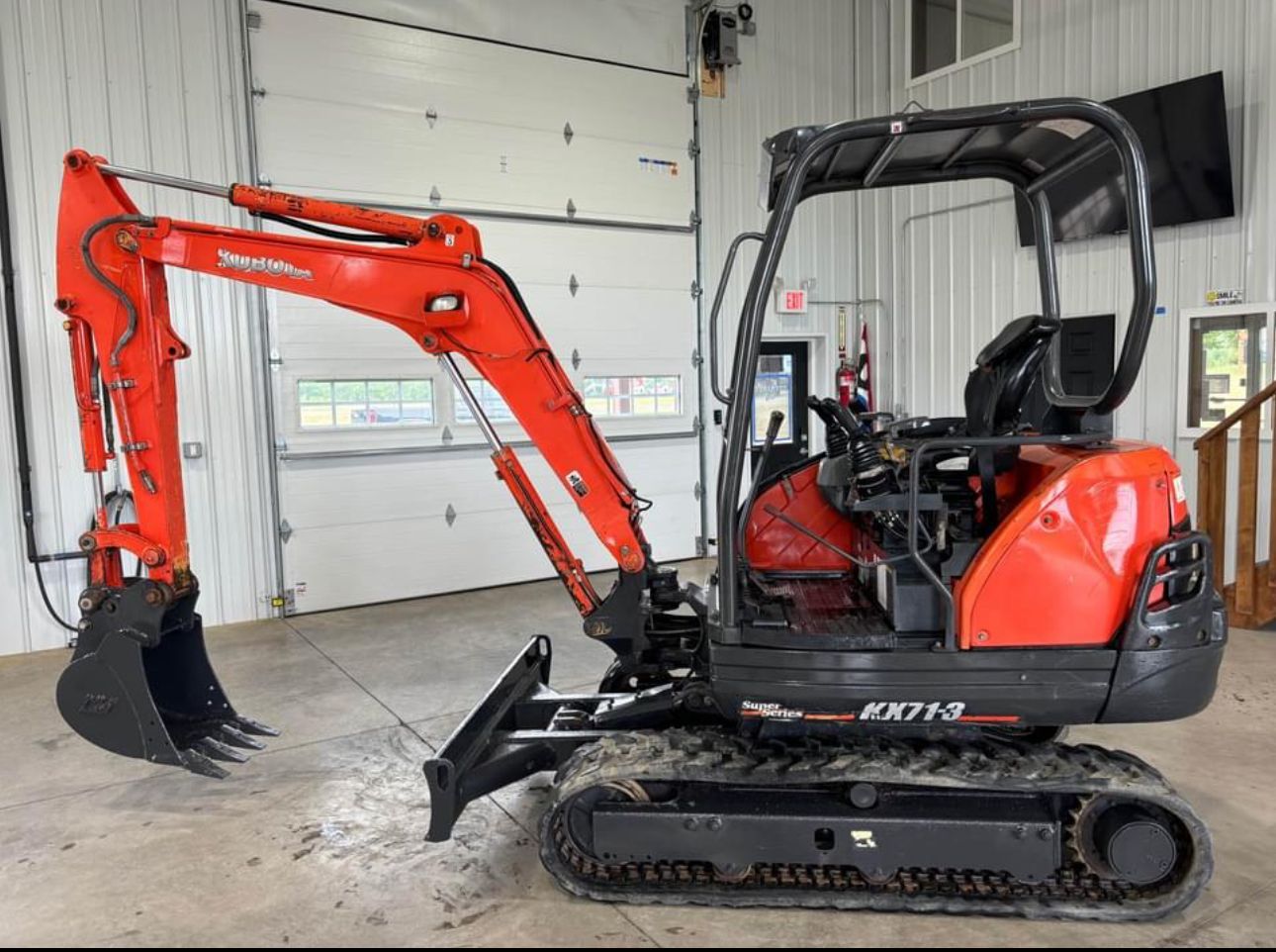 Excavators | Ironman Equipment | Canandaigua, NY