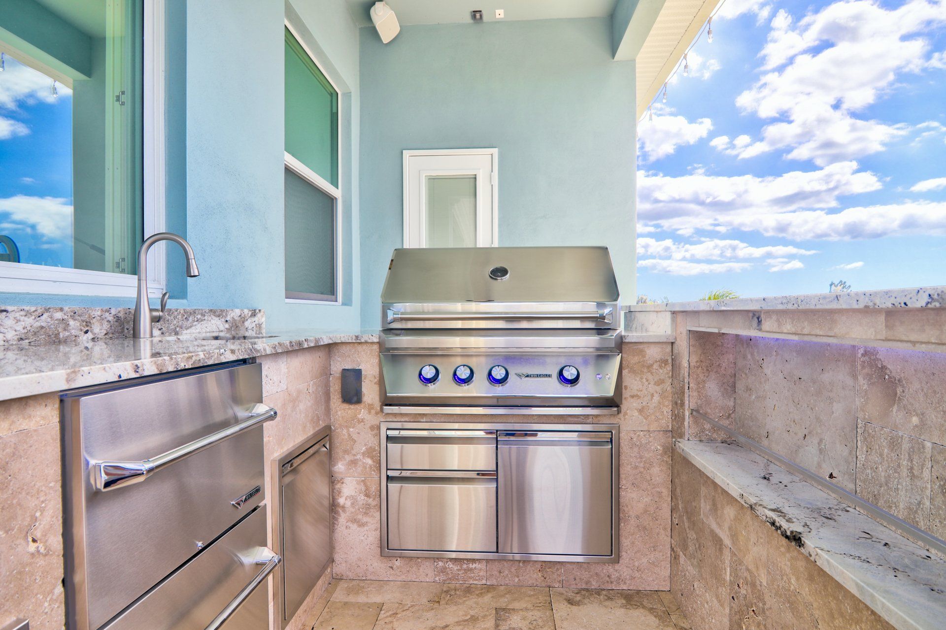 U-Shaped Outdoor Kitchens & Ideas | HL Posey Builders