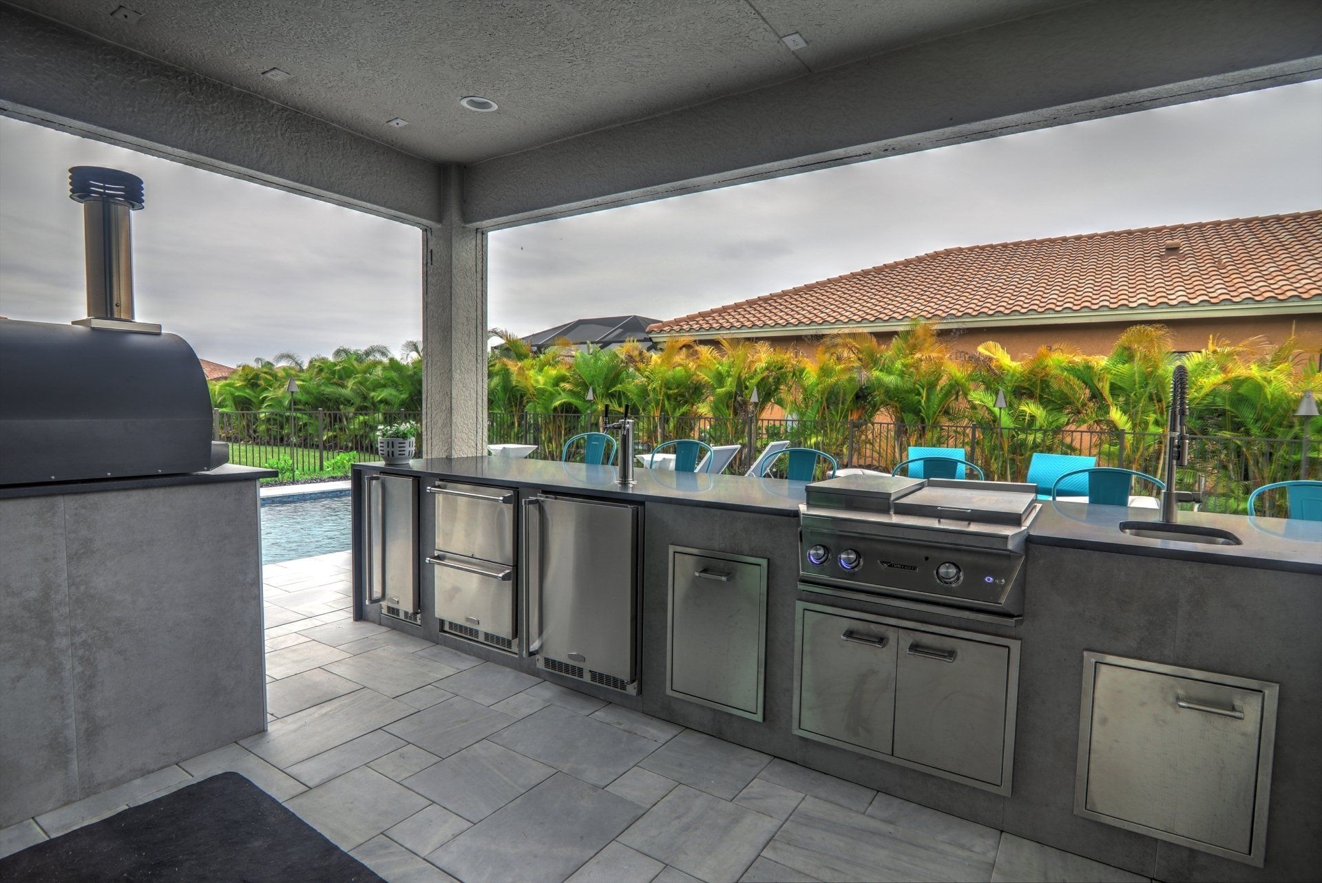 Porcelain and Tile Outdoor Kitchens | HL Posey Builders