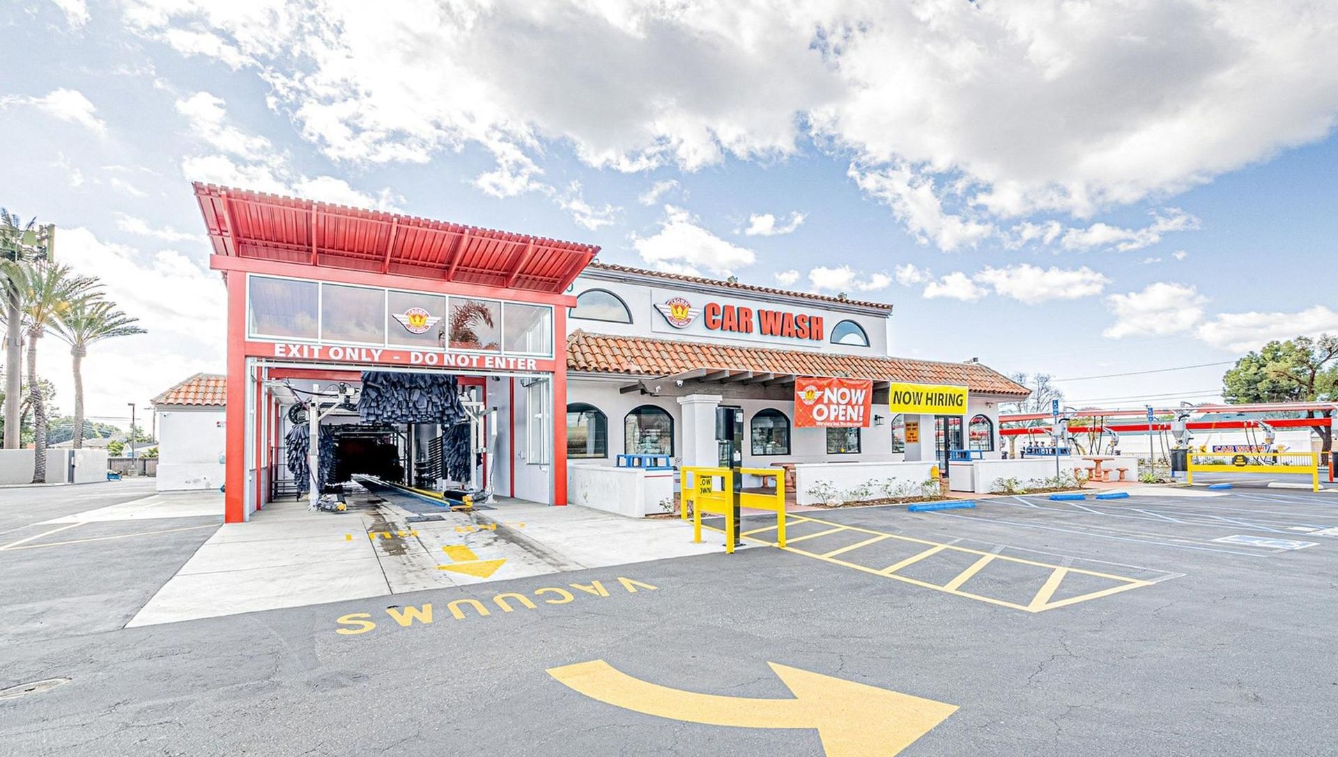 Best Express Car Wash Lakewood, CA | Crown America Car Wash