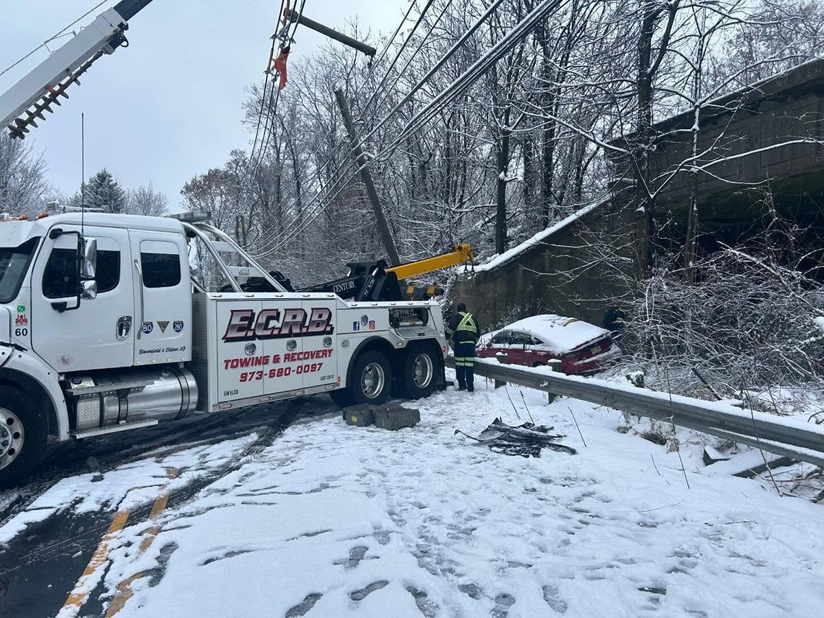 Towing & Roadside Assistance | E.C.R.B. | Tri-State Area