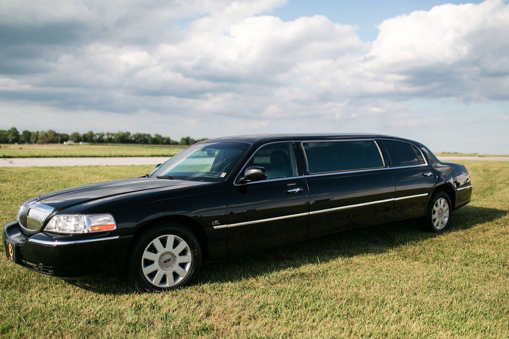 Epic Limo Fleet Gallery | Valparaiso, South Bend, Highland