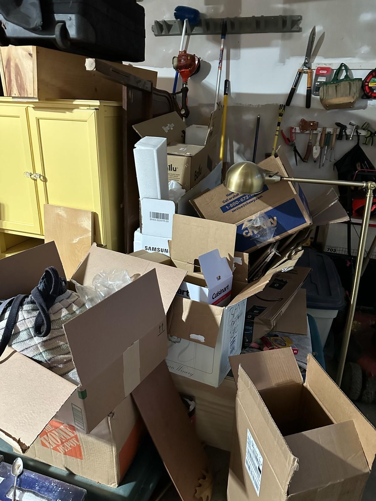 Trash Removal in All Of Massachusetts | Freedom Junk Removal